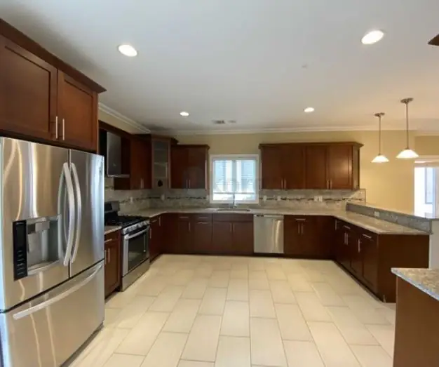 ( 팰팍 ) $4700, "오버사이즈 Duplex" 3Bed와 Extra Bedroom