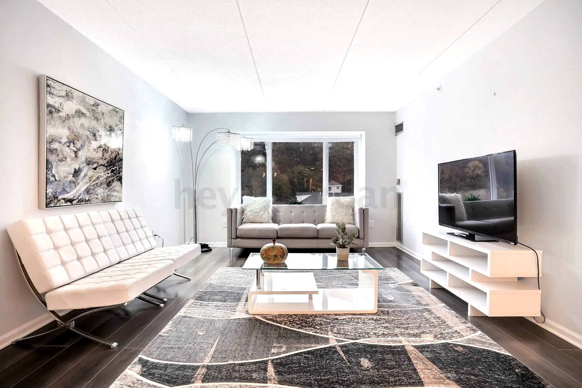 ALL UTILITIES INCLUDED-EDGEWATER