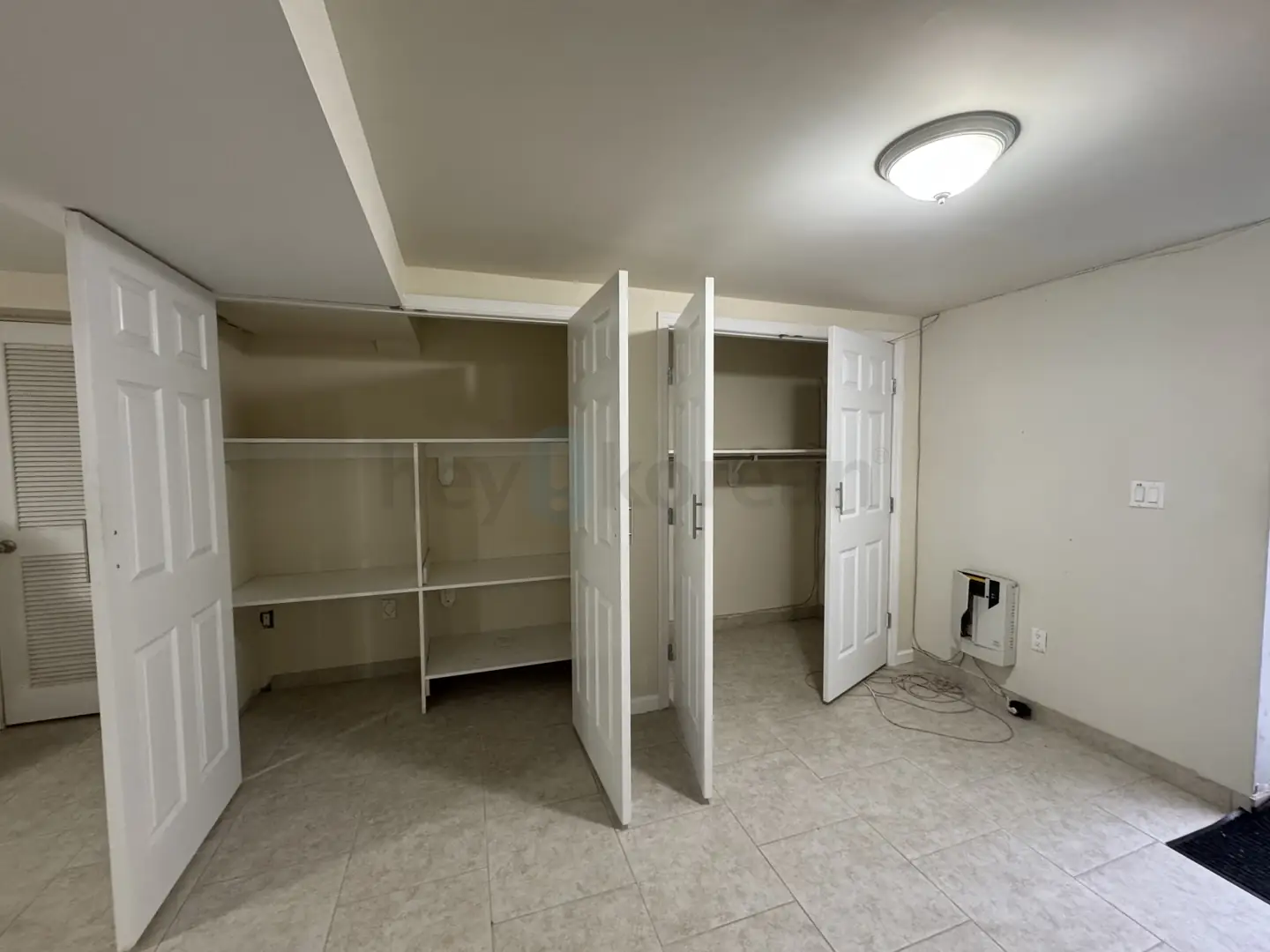 Flushing 1bed , H mart 가까운195가 $1,550