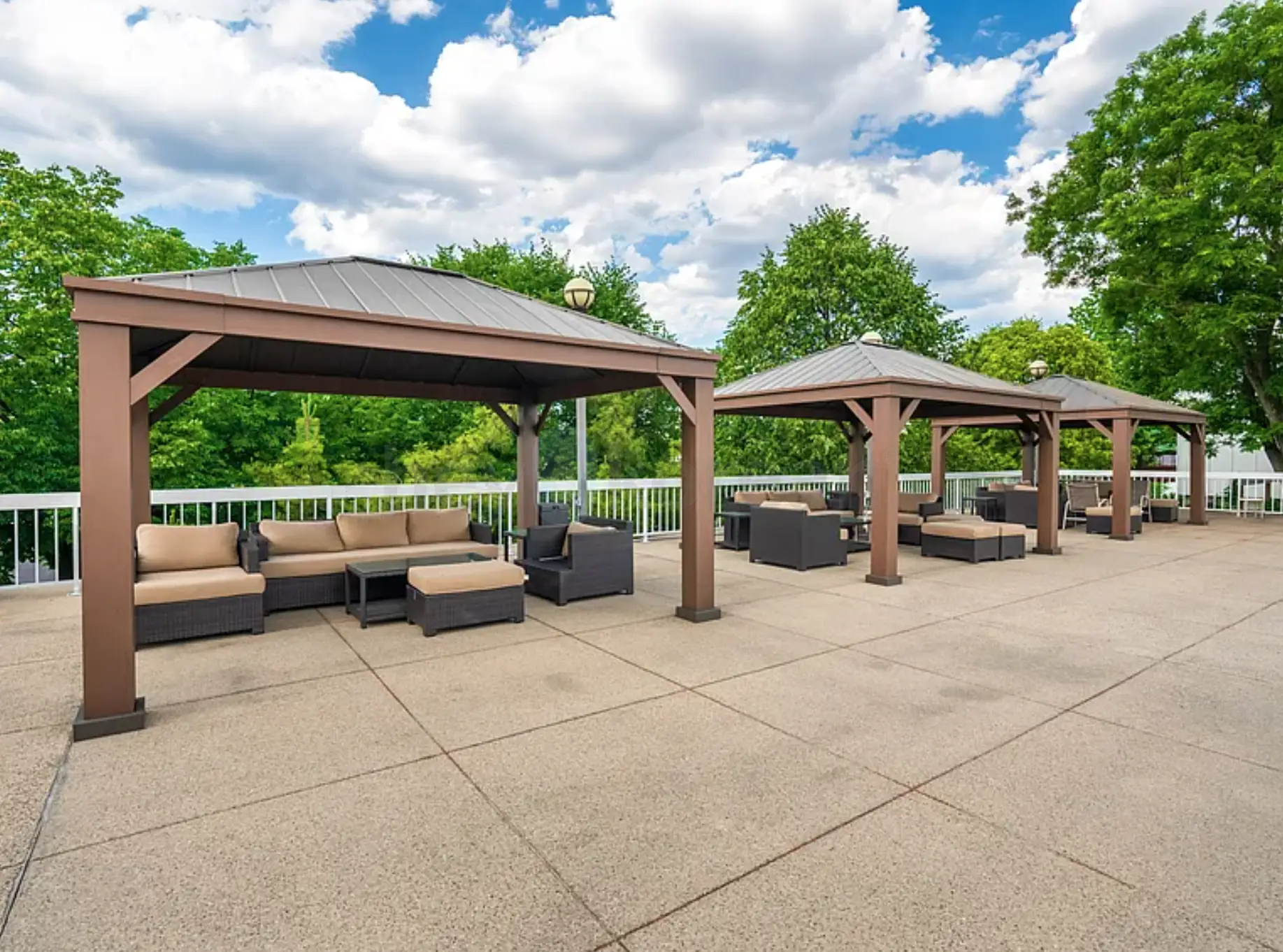 Edgewater Admiral's Walk 럭셔리콘도 Ferry Station