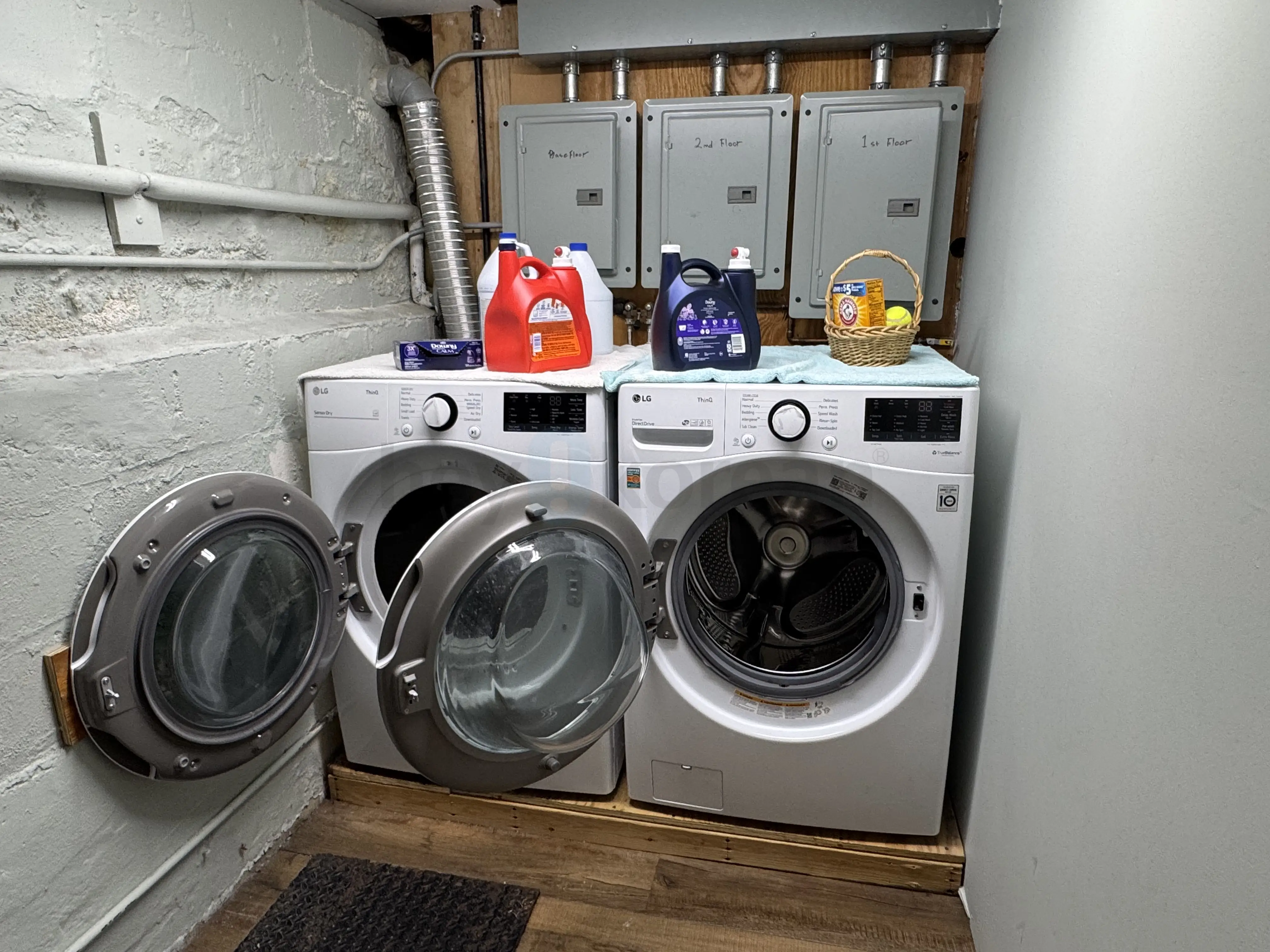 Flushing , LIRR walk 7 min. 2 bed , 세탁기,힛 포함 $1500