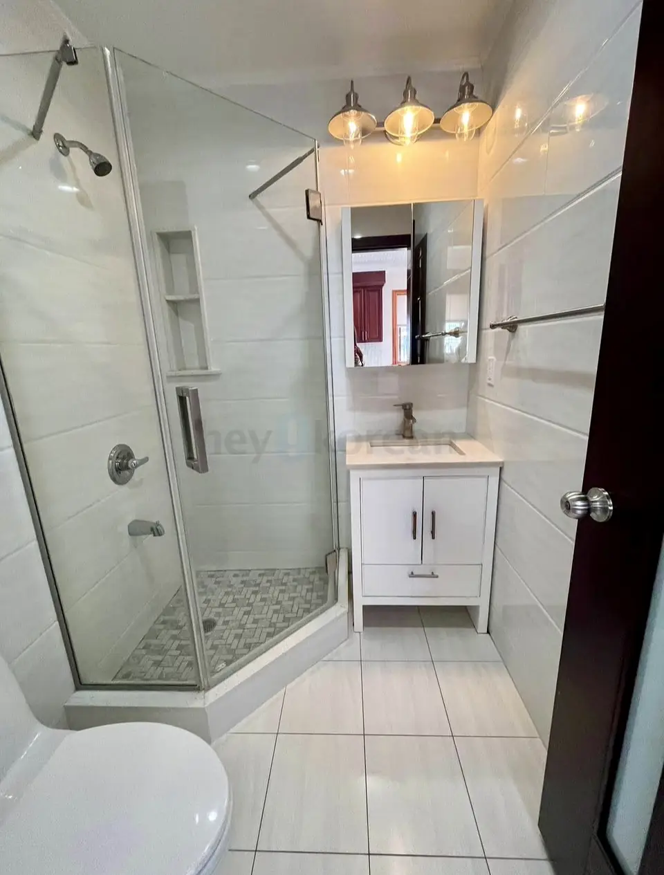 3BR 2B NO REAL ESTATE FEE