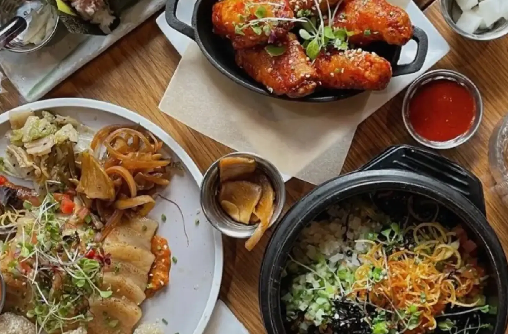 [Barn Joo] 북키퍼 1명, 마케팅 직원 1명, Kitchen Staff-Sous, Full-Time Server