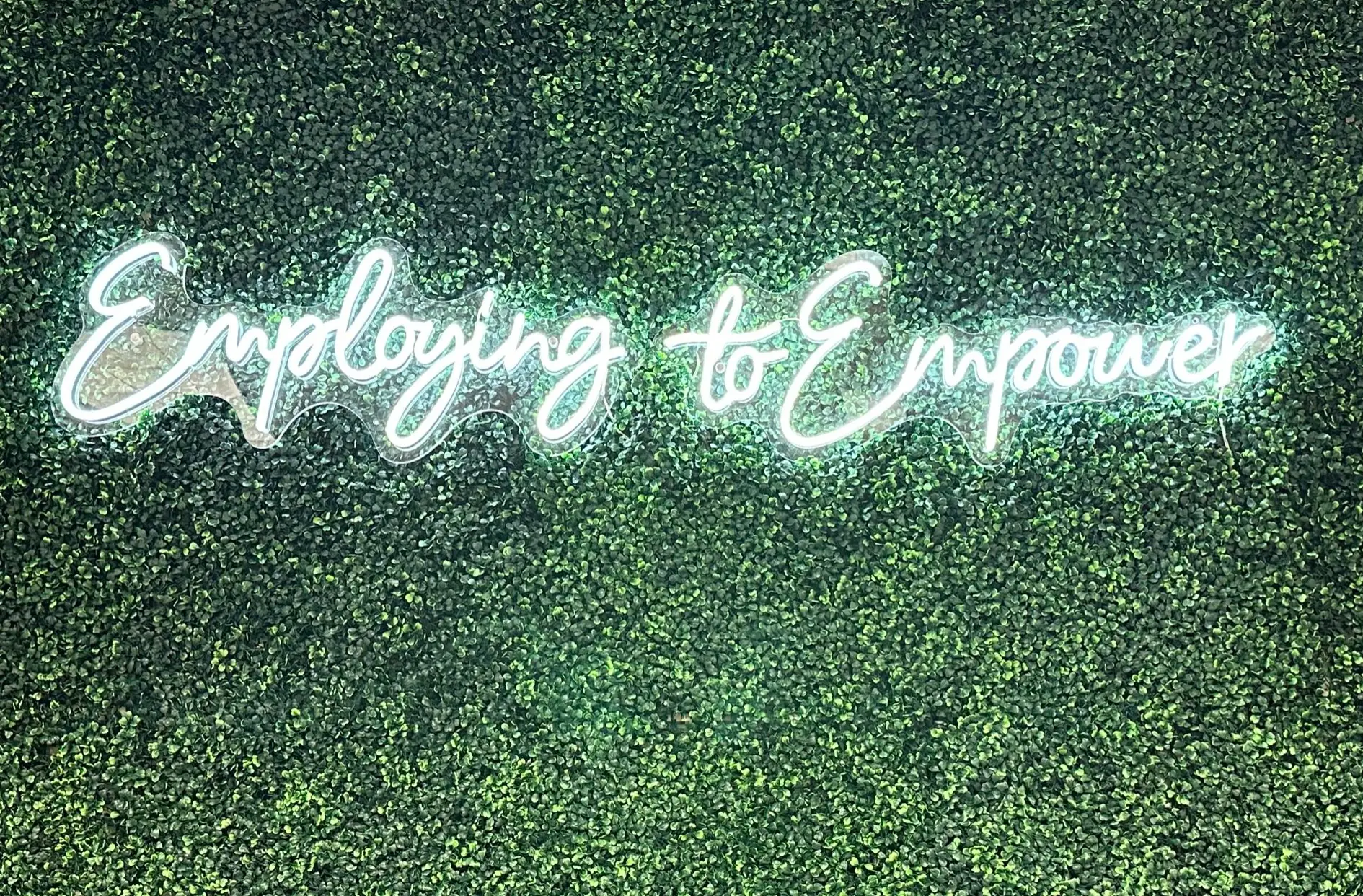 Advertising Sales Account Management AO7157115