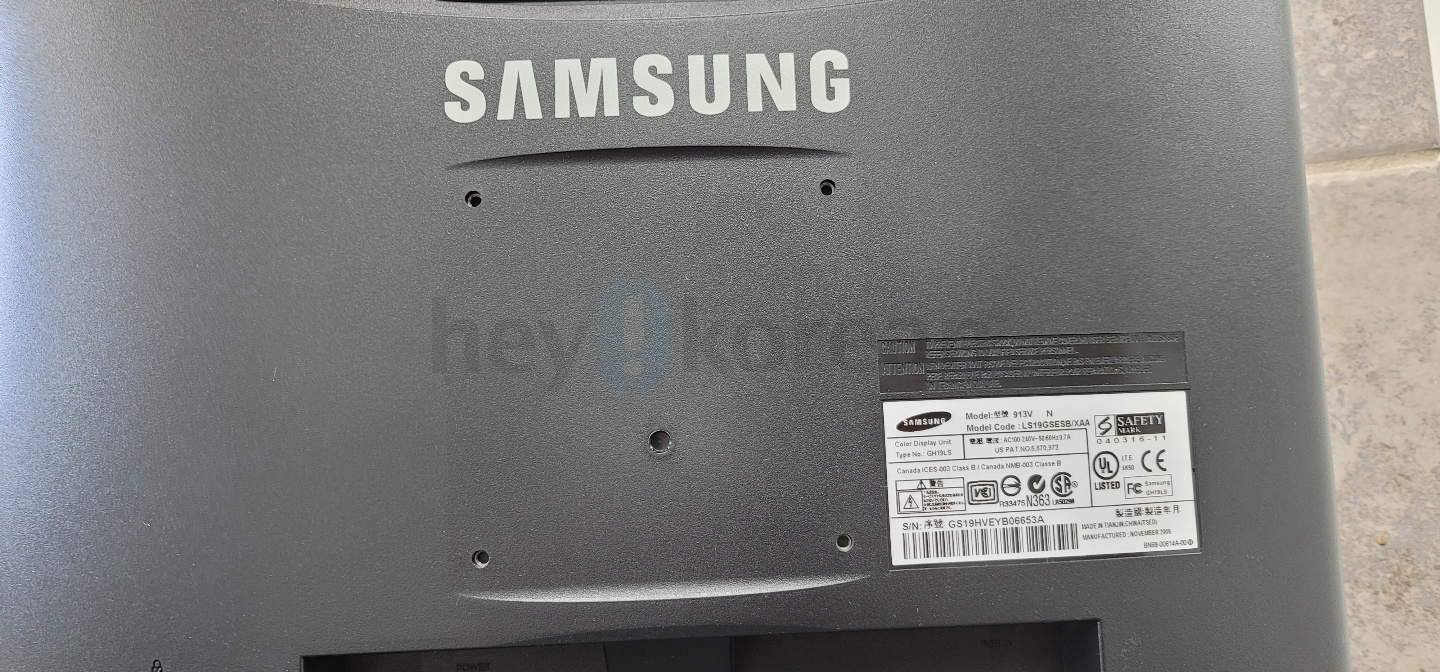 Samsung 19\\\" Monitor