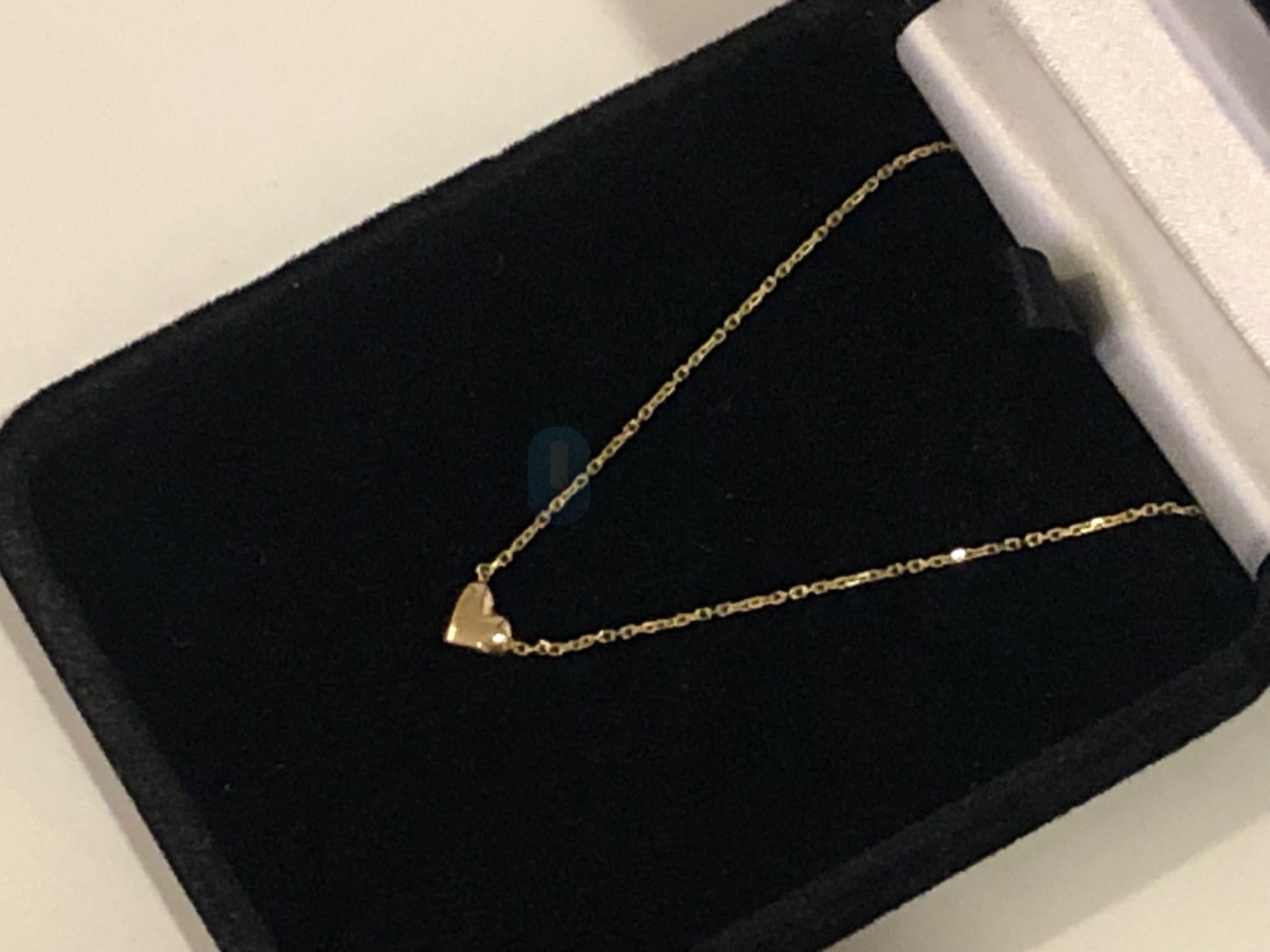 14K gold Vale Jewelry necklace