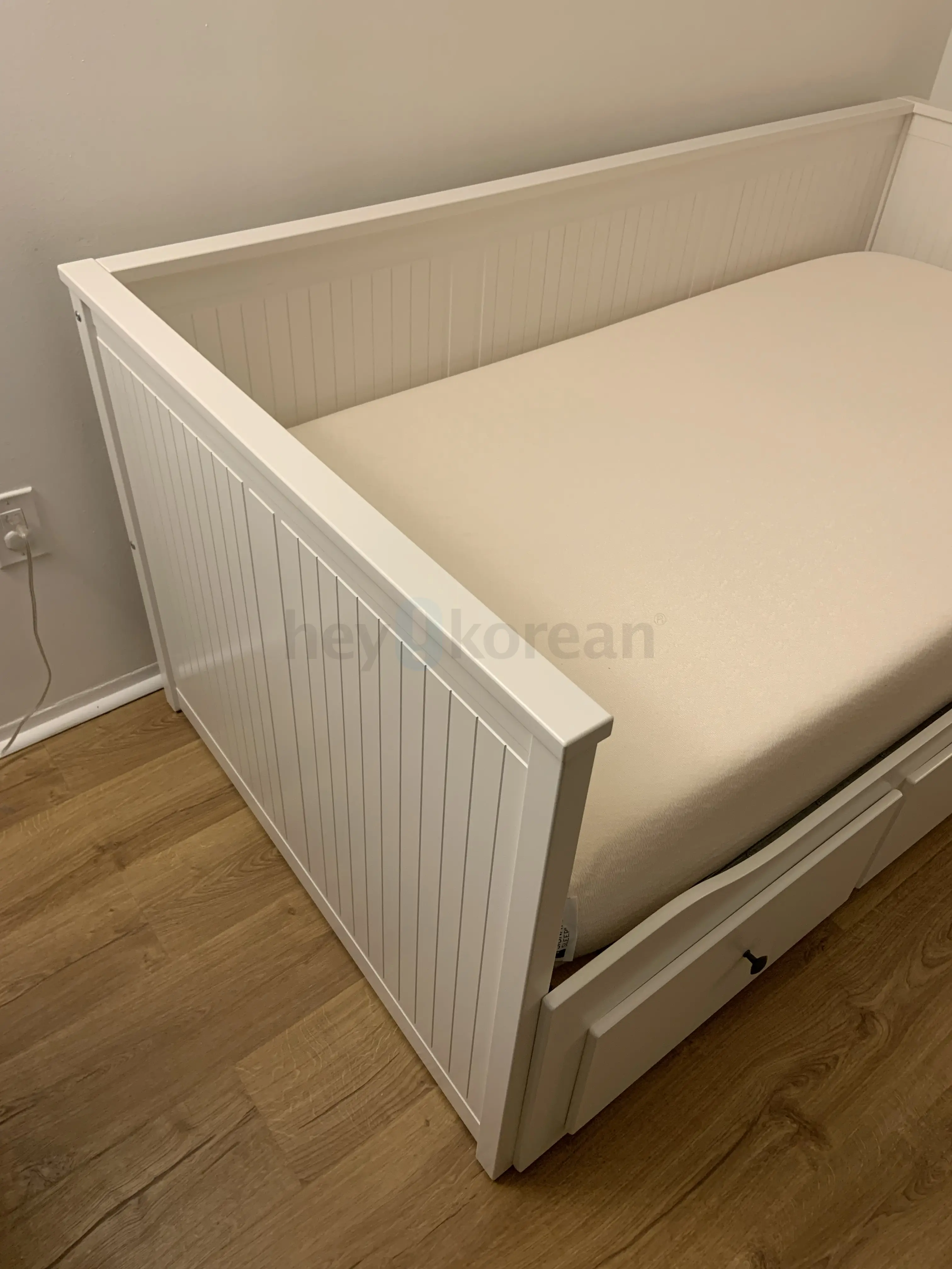 IKEA HEMNES Daybed w/ 3 drawers + twin memory foam mattress