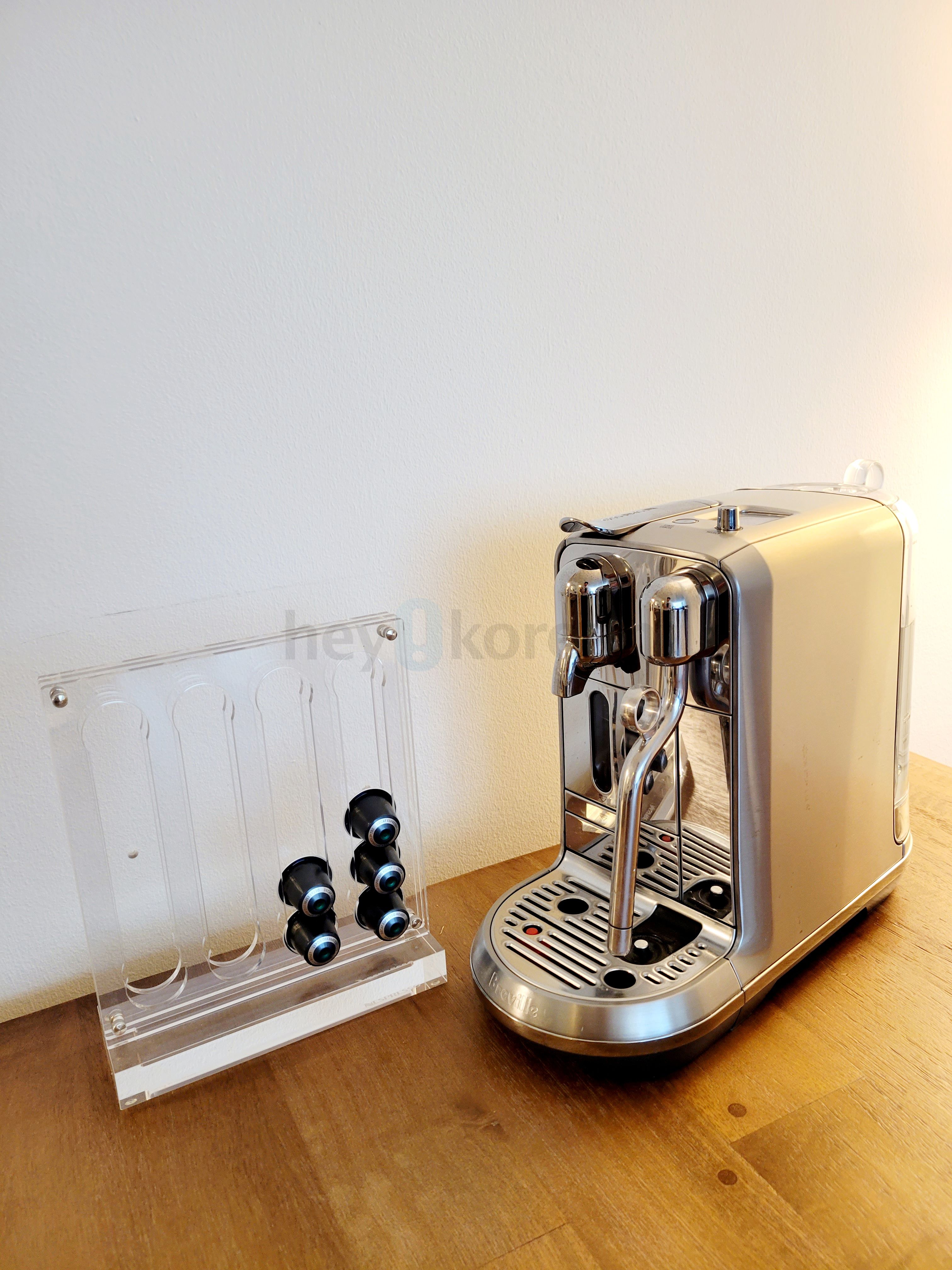 Nespresso Creatista Plus Espresso Machine (네스프레소 커피머신)