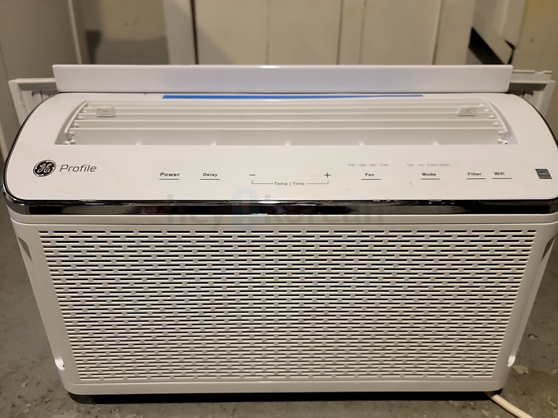 GE air conditioner 8100BTU