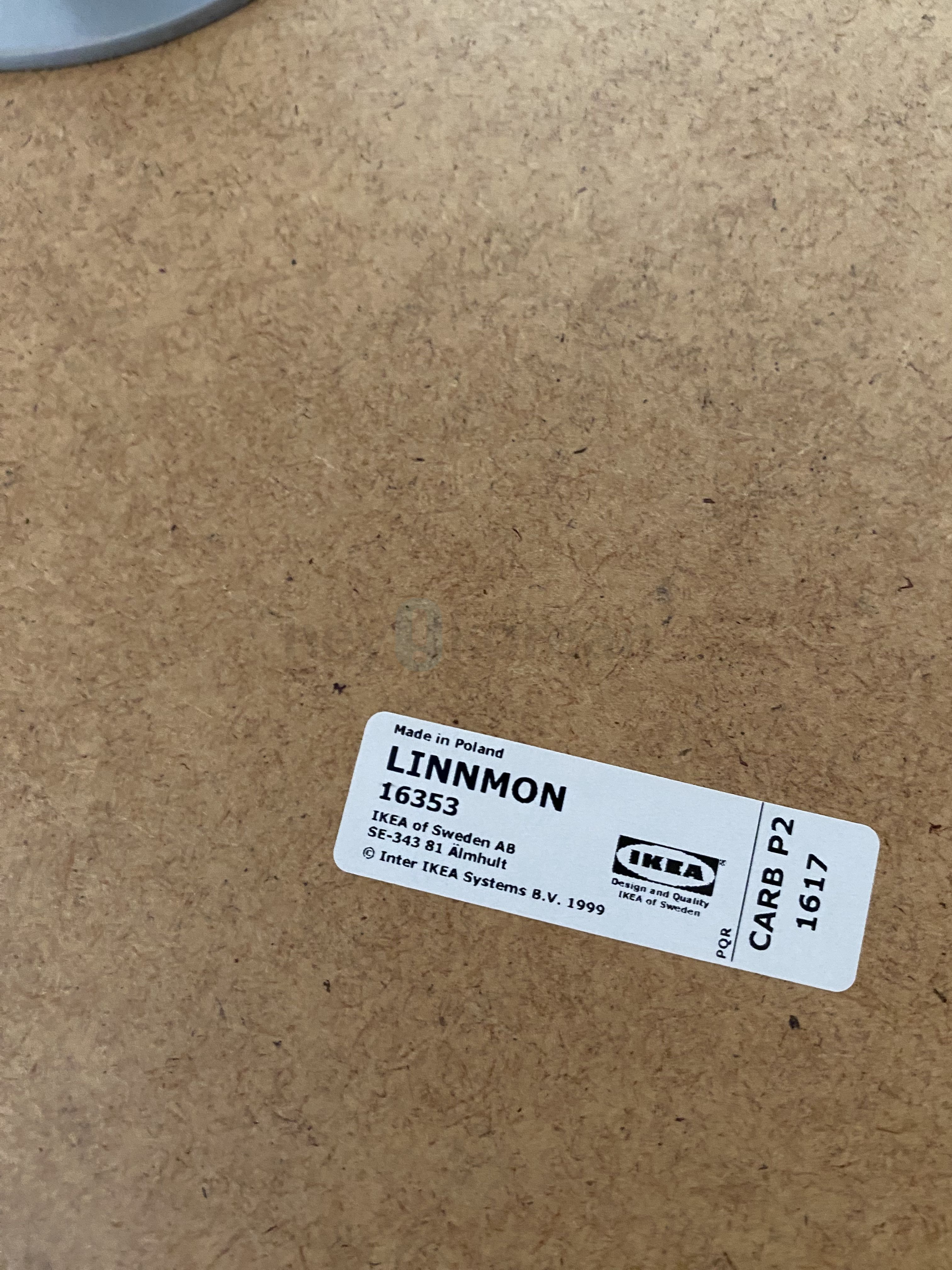 Ikea Linnmon / Adils