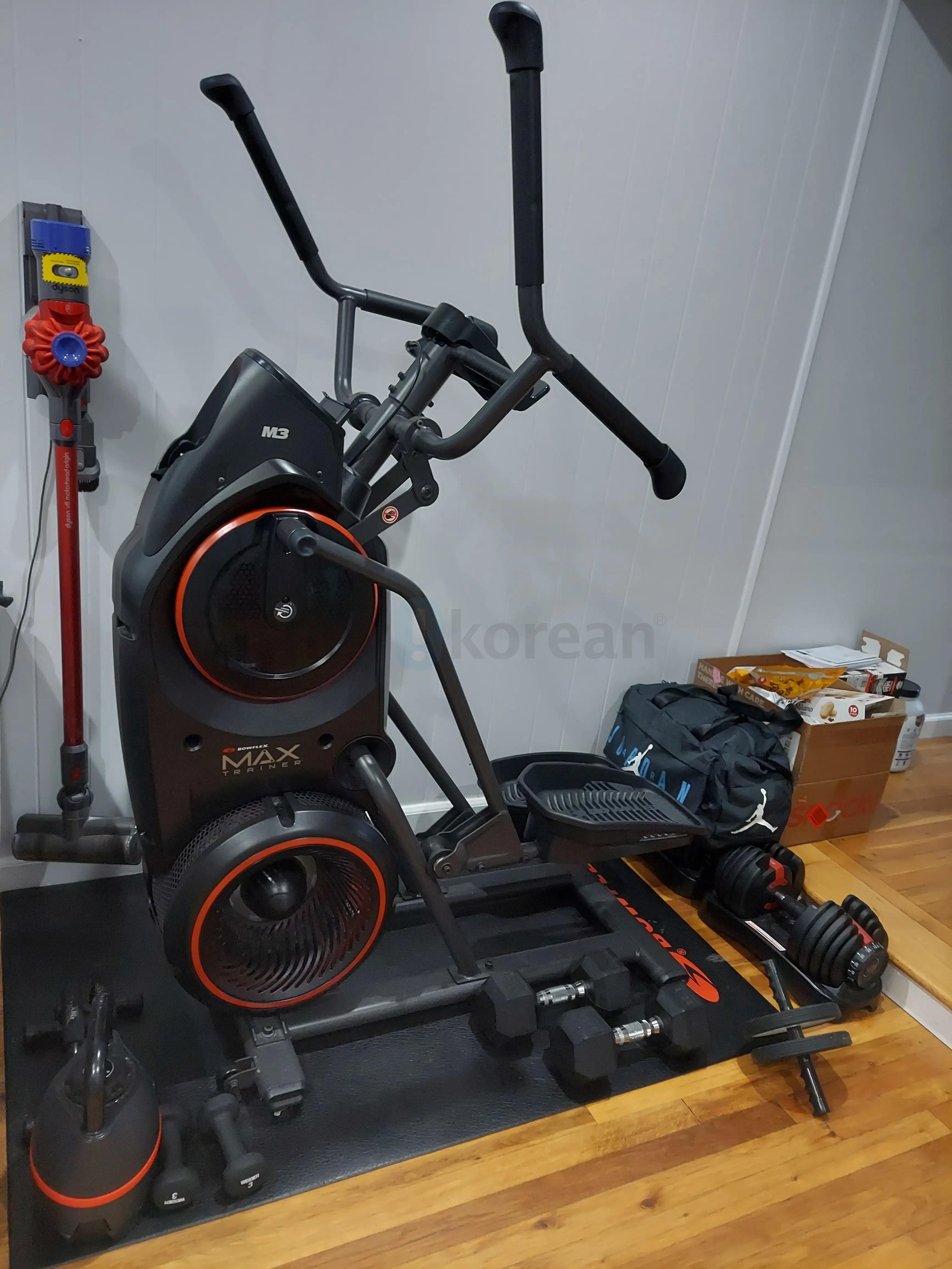 Bowflex max3 trainer.