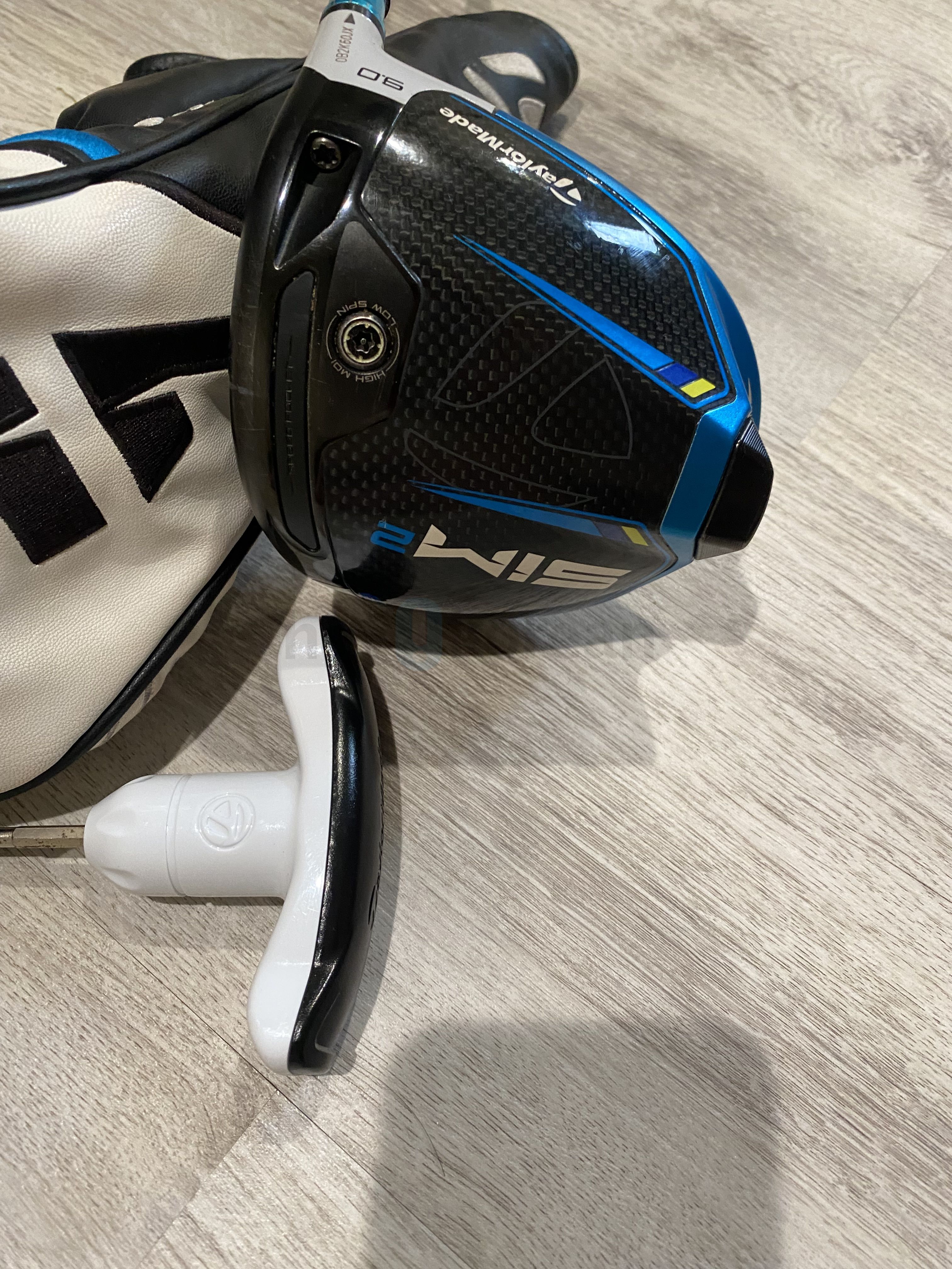 Sim2 드라이버 Tour AD GP6