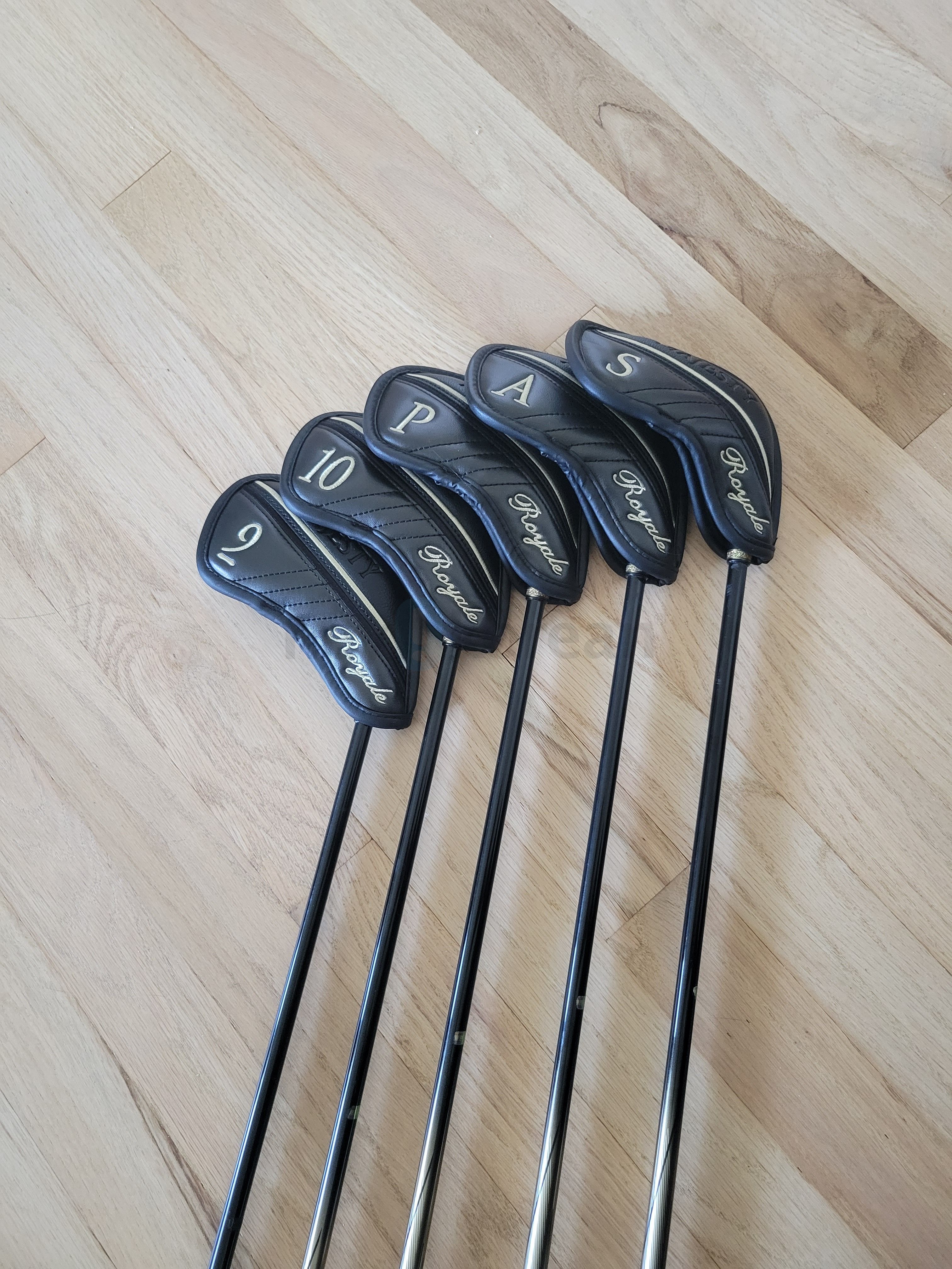 MAJESTY Royale Iron Golf Club Set ( 가격조정 --->$1300)) )