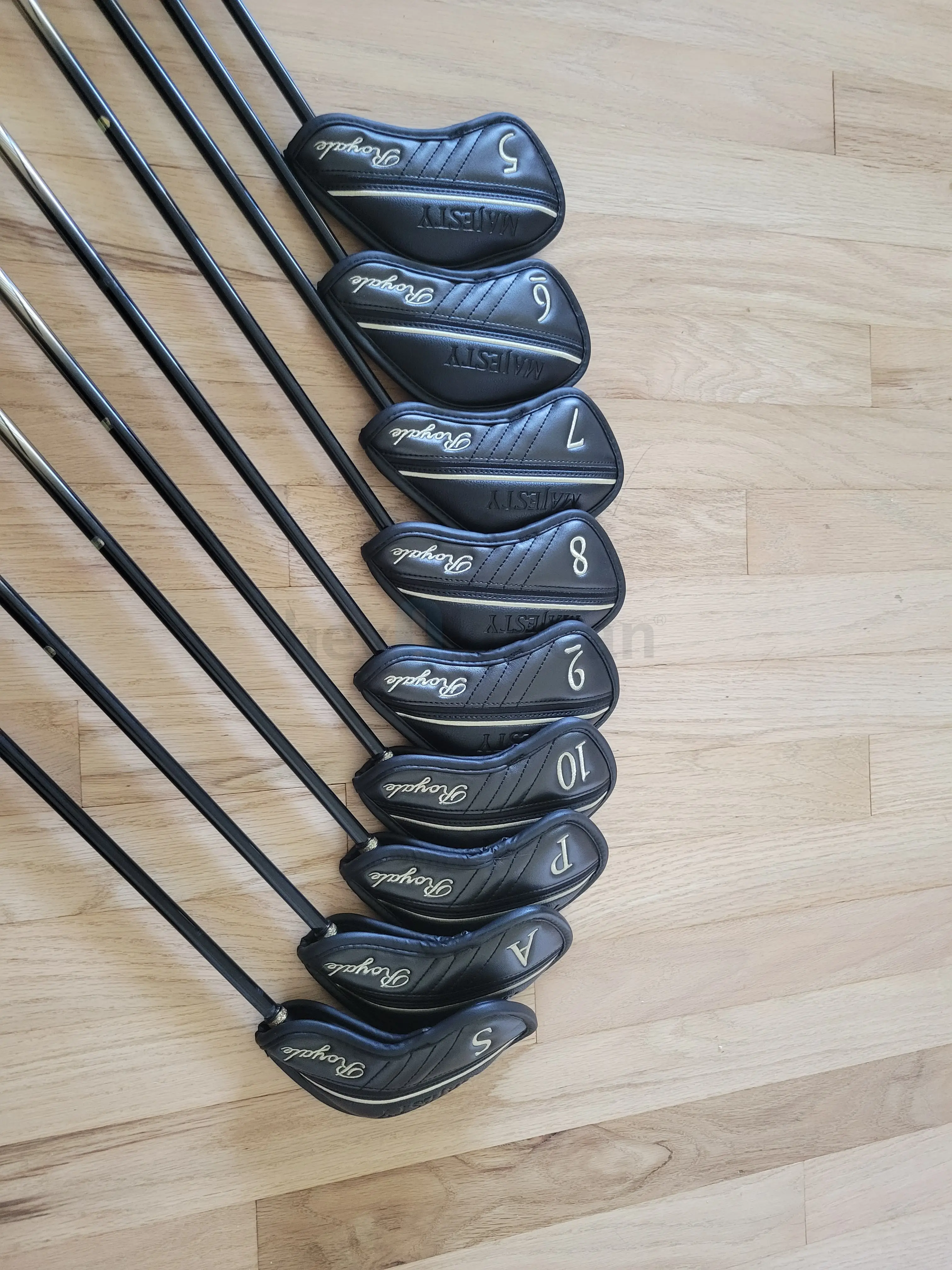 MAJESTY Royale Iron Golf Club Set ( 가격조정 --->$1300)) )