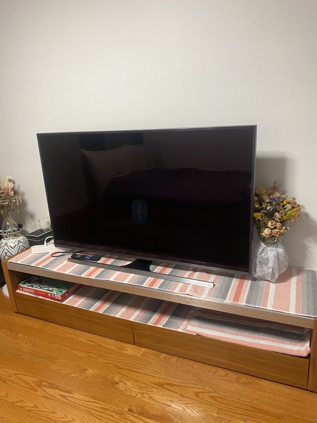 Samsung Series 7 UN60JU7100F 60" 4K Ultra HD Smart TV Wi-Fi Black