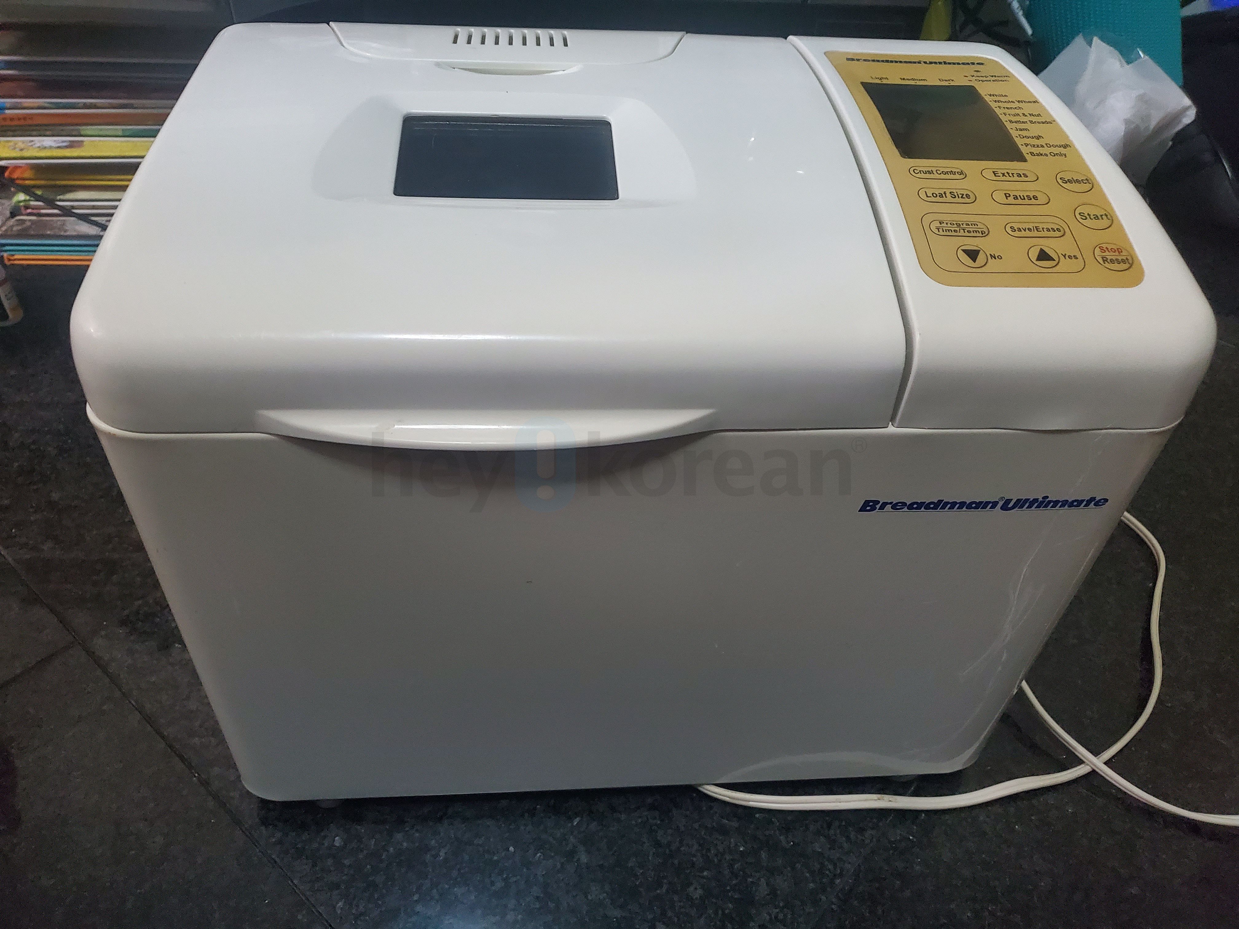 Breadman Ultimate Bread Machine Maker Baking Automatic 팝니다.