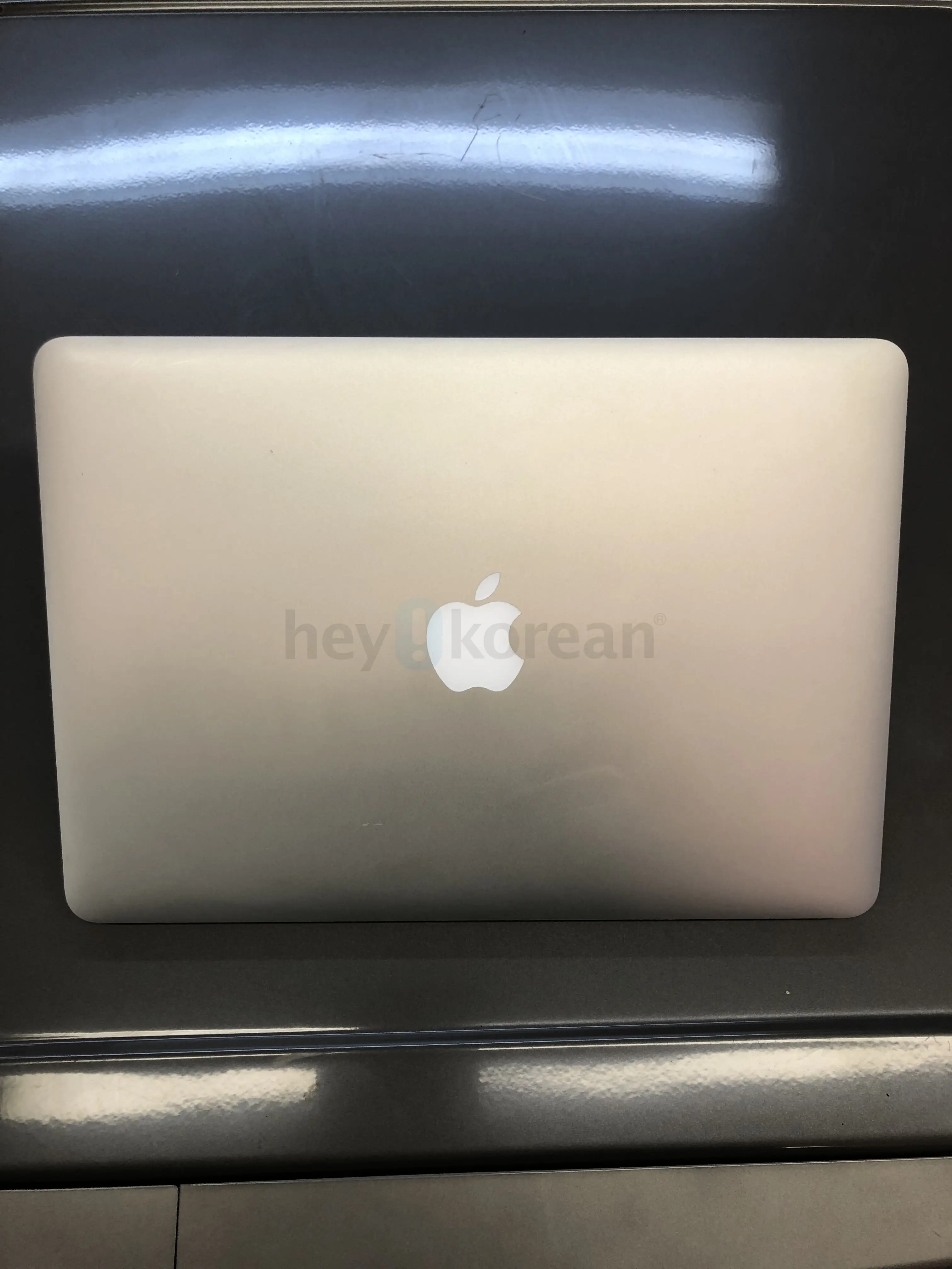 Apple Macbook Air 3rd Gen. Current update and OS - Ventra 13.6