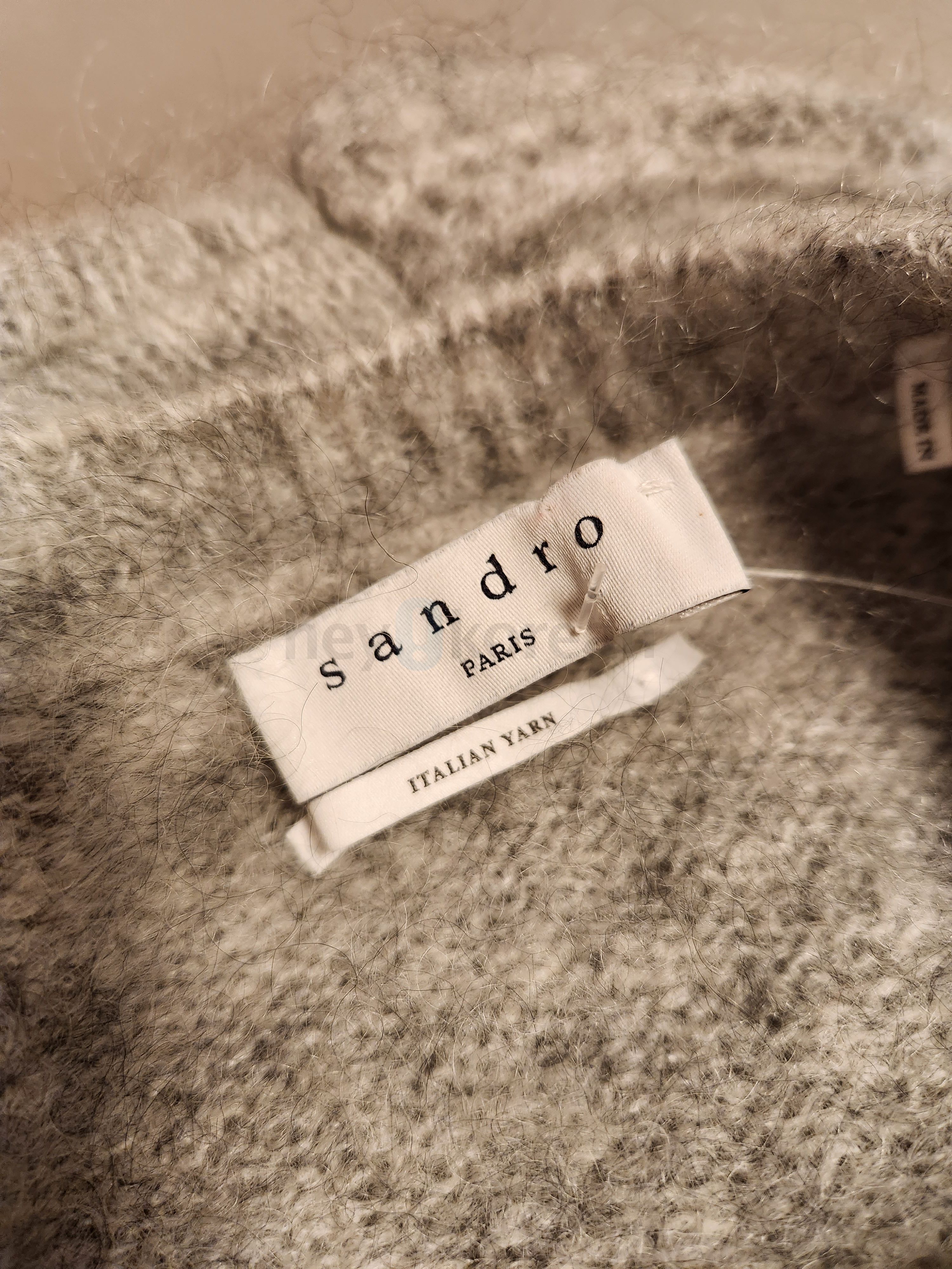 가격내림🍀완전 새 옷🍀 산드로 Sadro 양털 스웨터 가디건