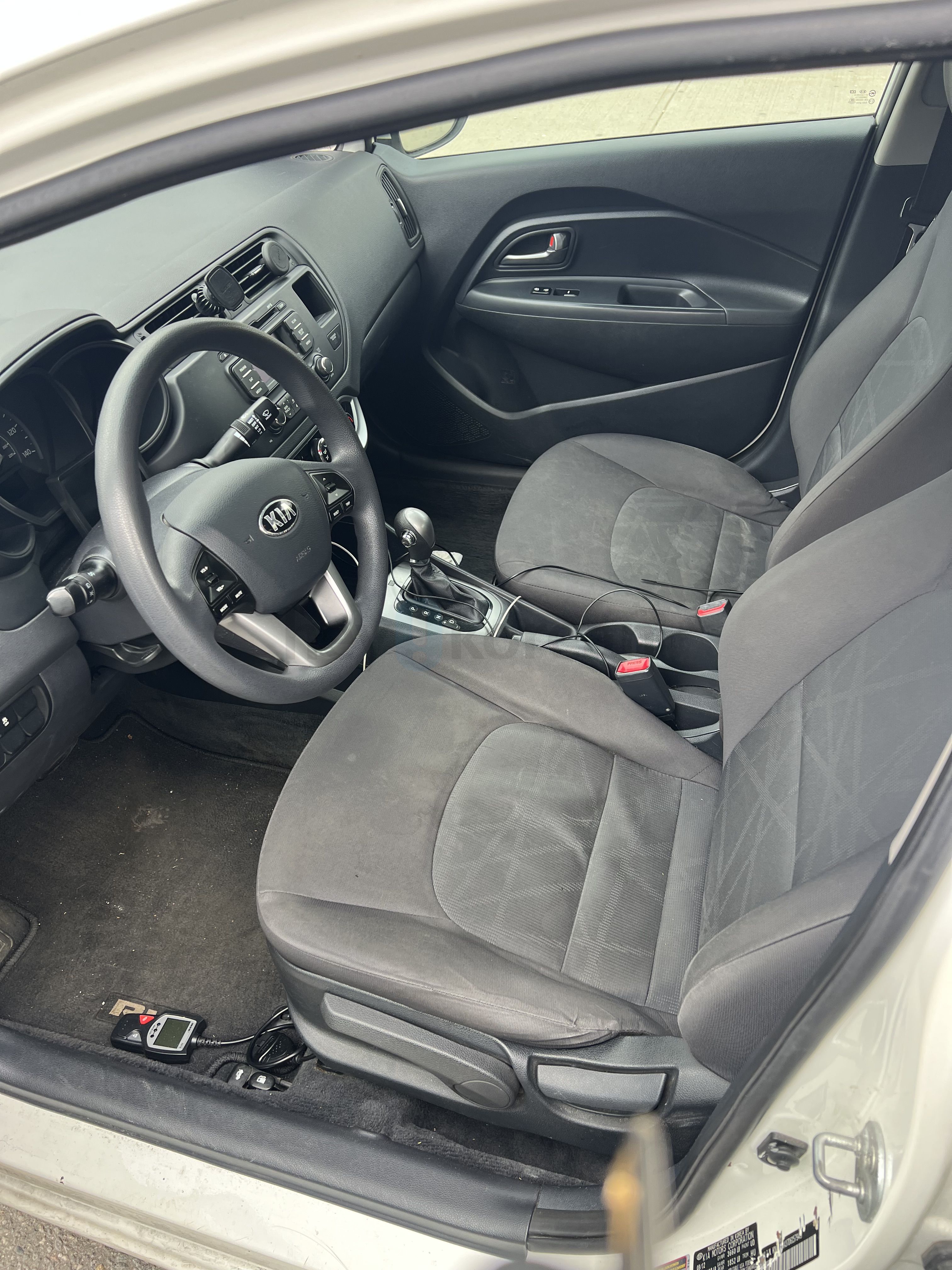 2013 kia rio 72k miles