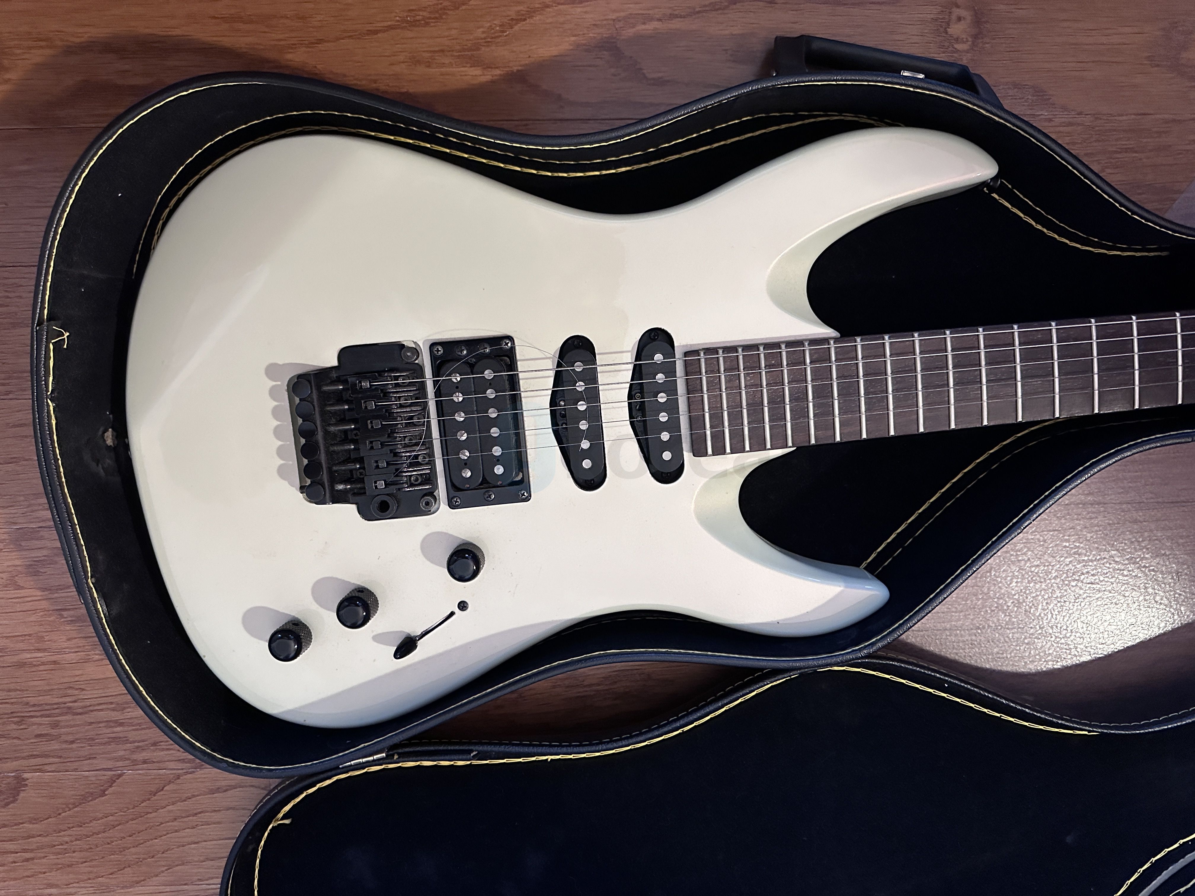 Yamaha RGZ 612 Electric Guitar