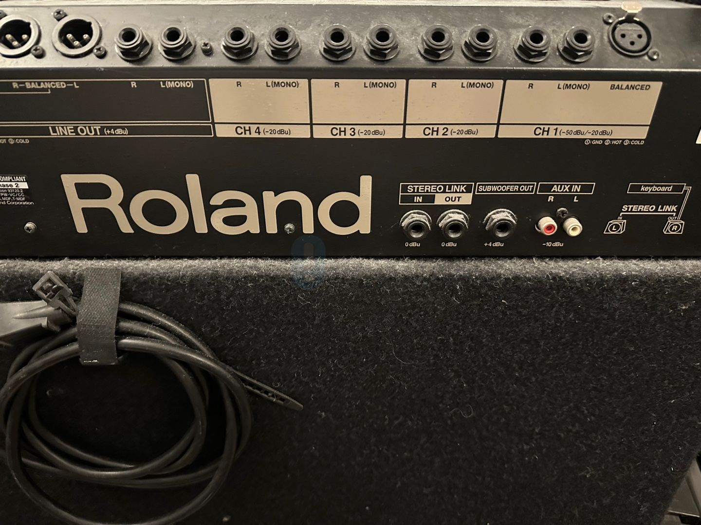 / 오디오스탠드 / Roland kc550 롤랜드 키보드 앰프
