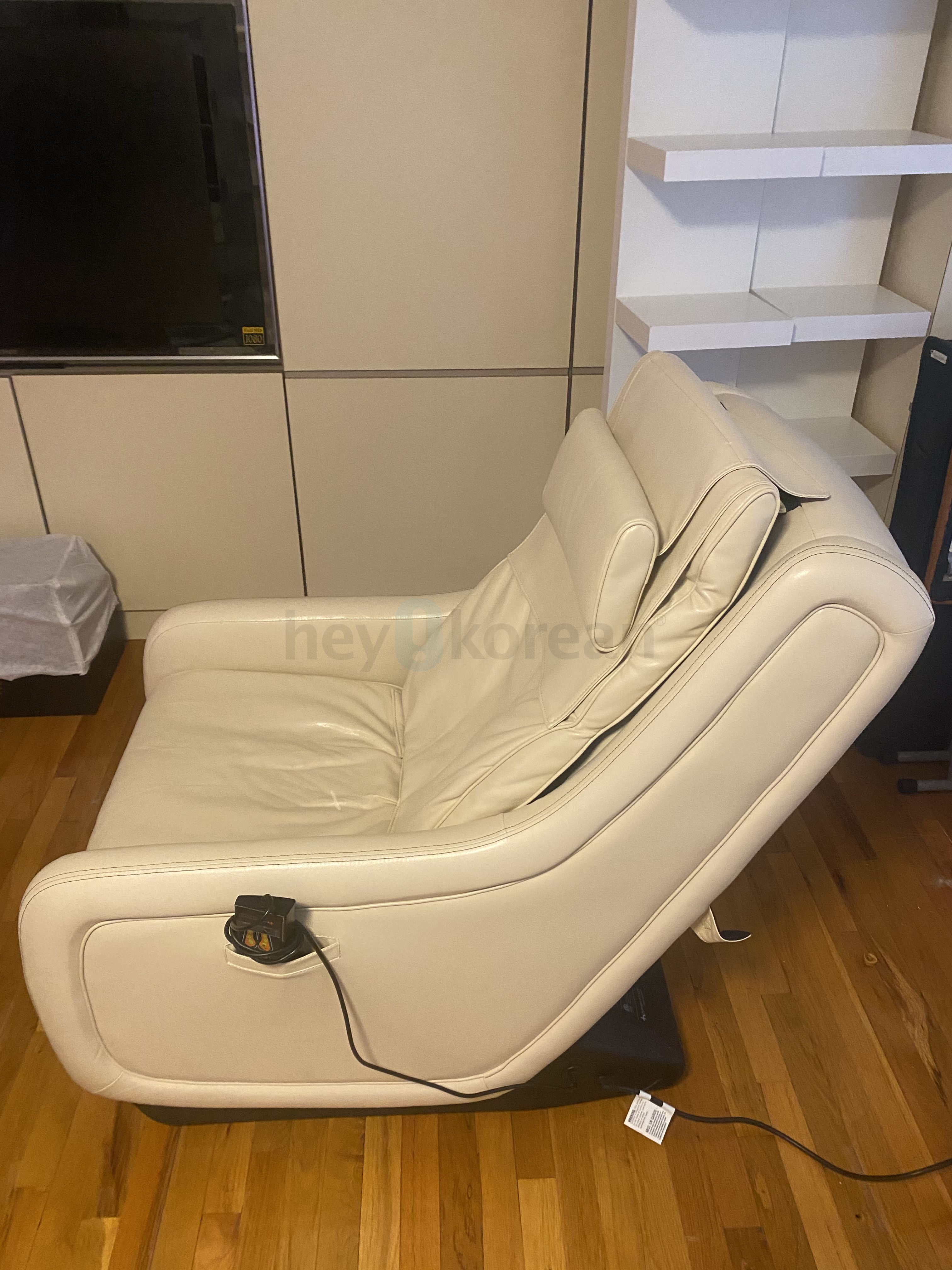 yamaha electric piano,human touch massage chair. (무료나눔 age 7 to high ...