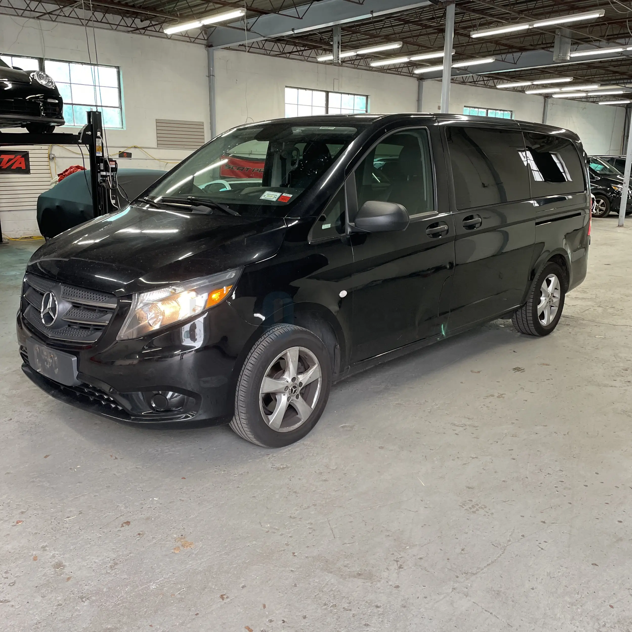 2017 toyota camry / 2018 mercedes benz metris passenger van 50대 팝니다 미국 ...