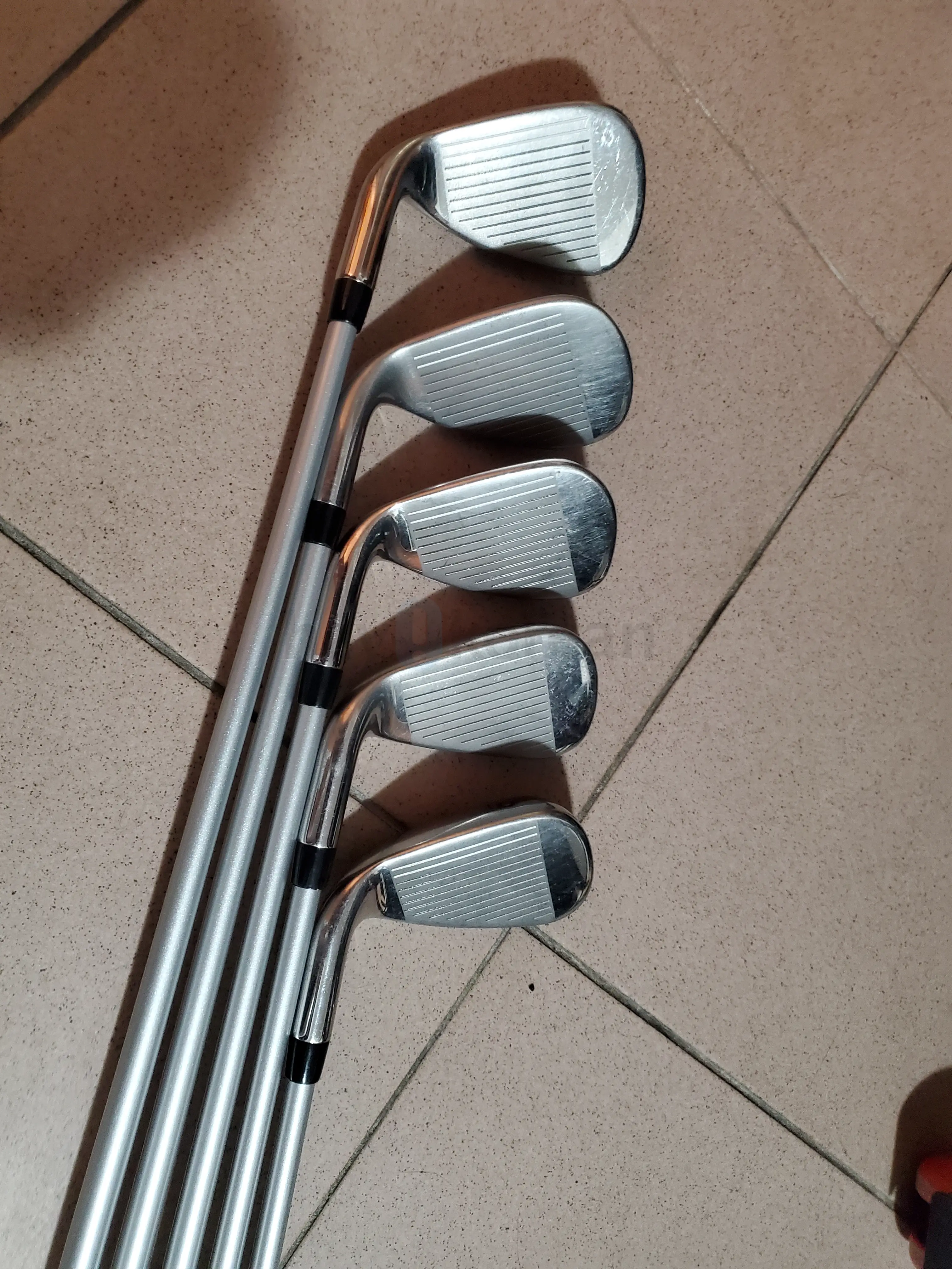 Callaway Reva 11 piece (Rose Gold) 여성 골프채 세트 팝니다