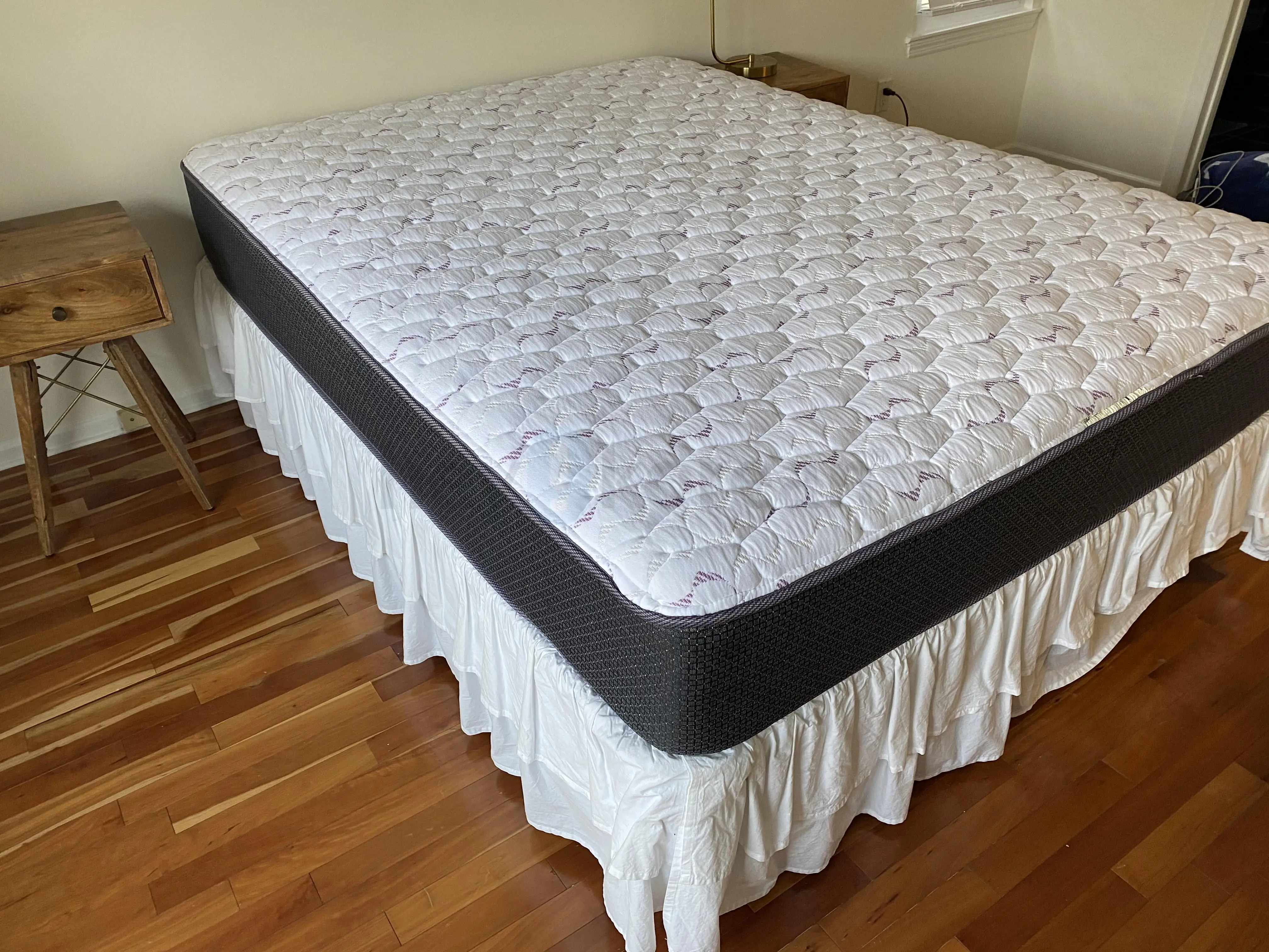 Sleepy slumber firm Queen mattress