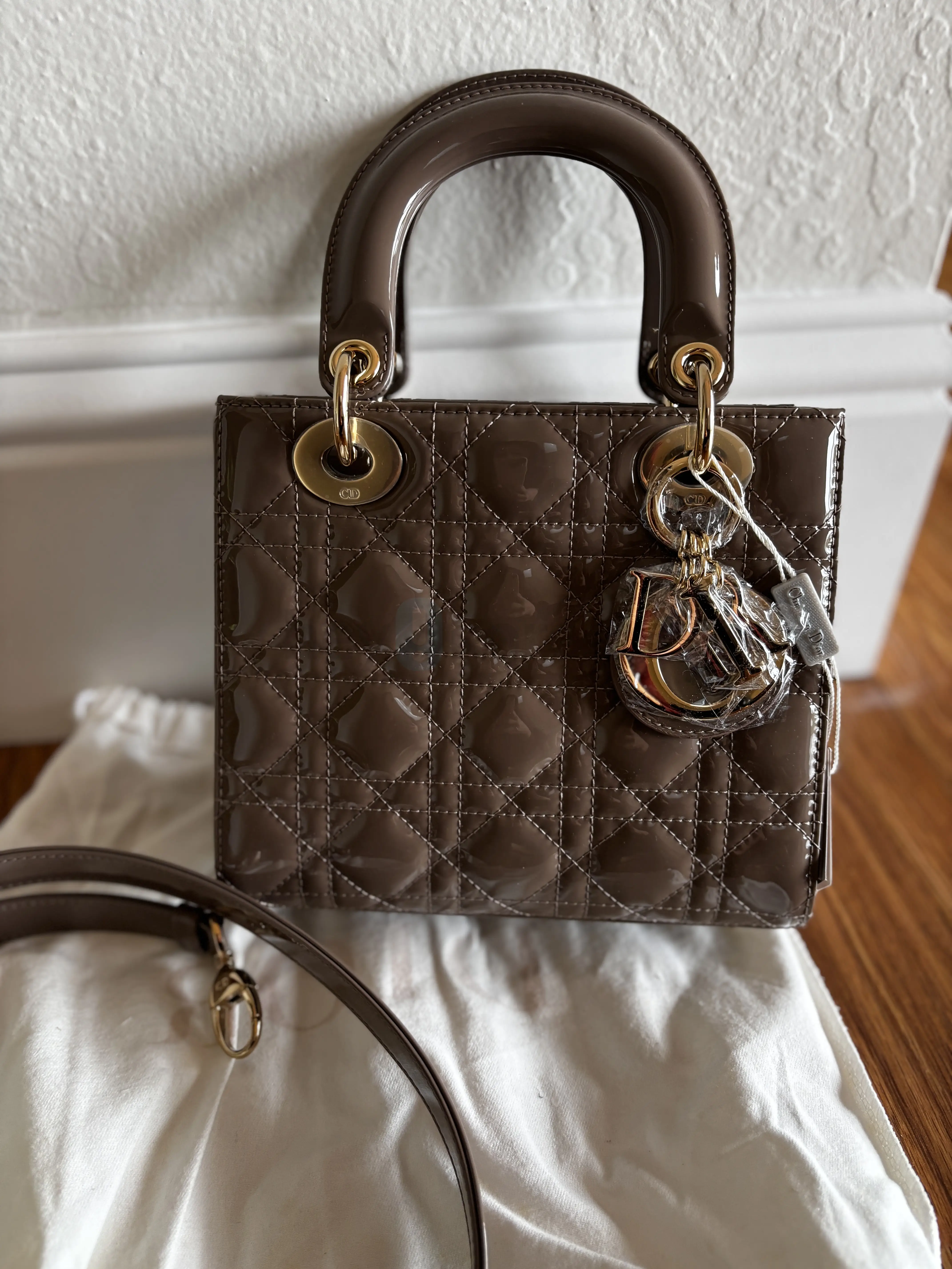 Lady dior small size