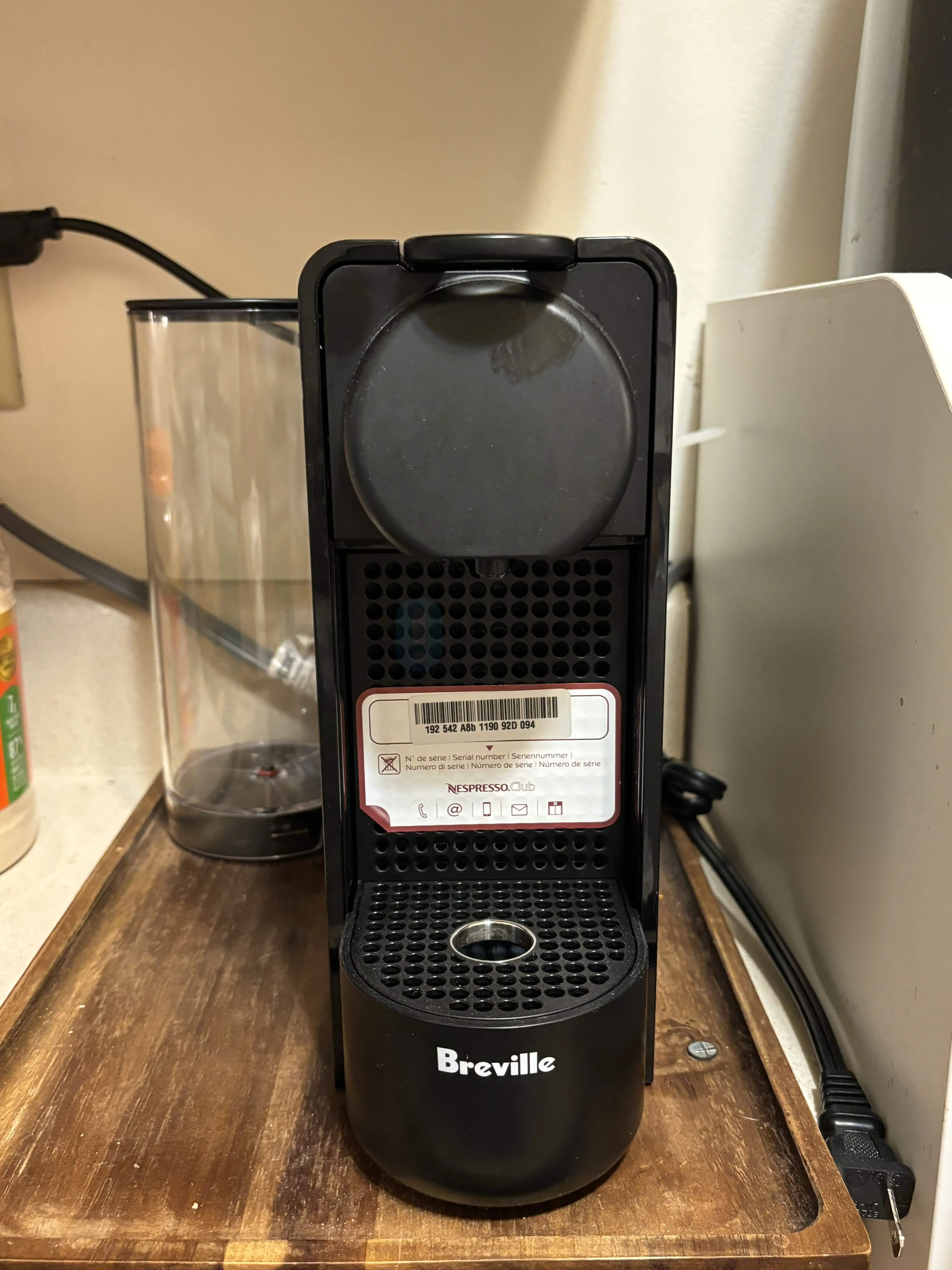 Nespresso Essenza Plus Black