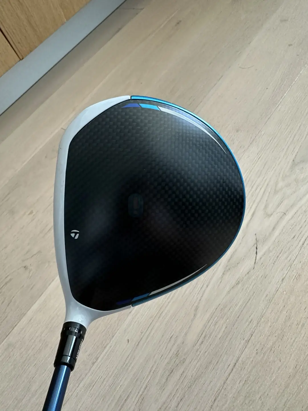TAYLORMADE SIM 2 MAX DRIVER