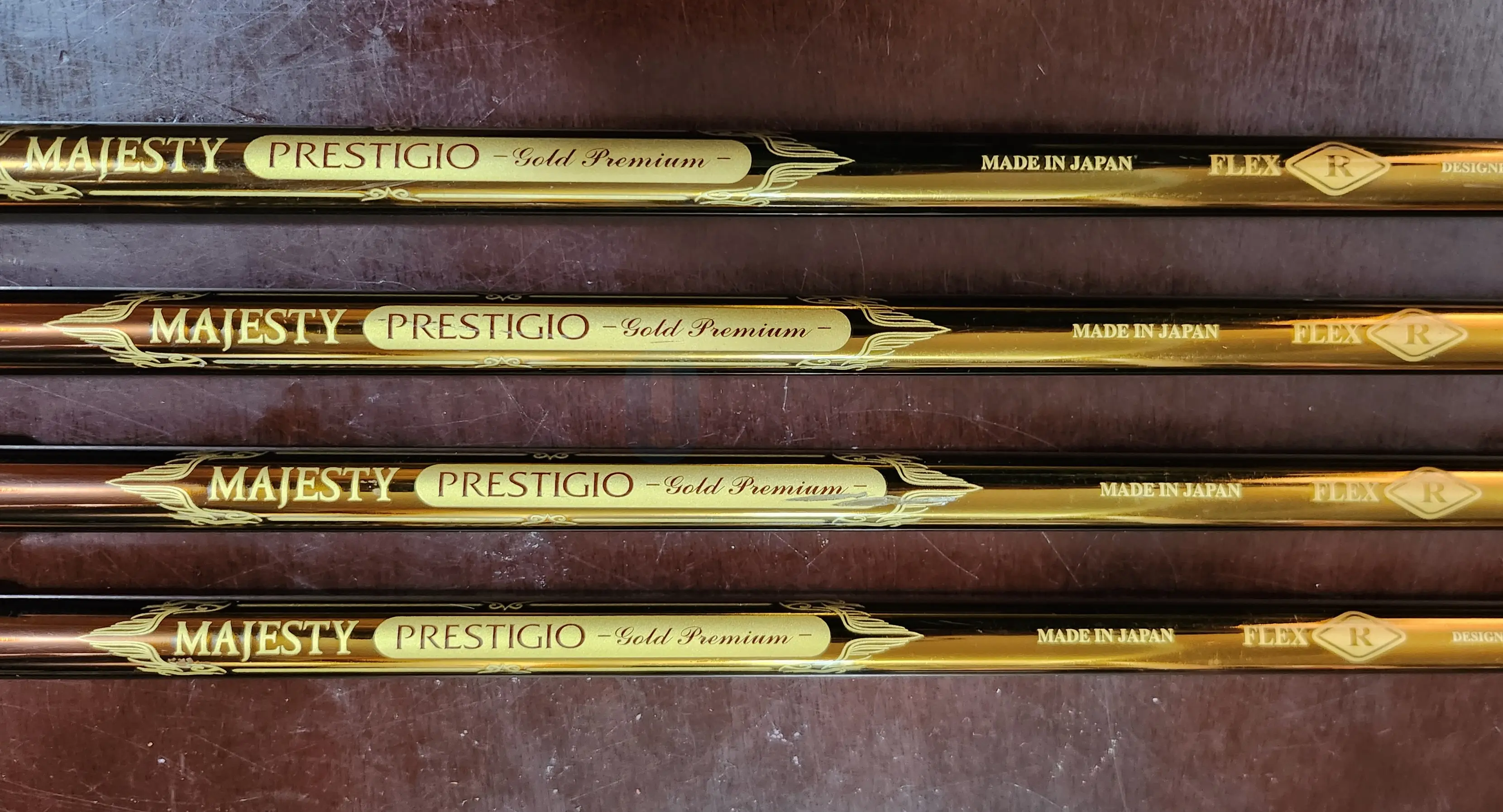 Maruman Majesty Gold Premium Iron set 4 to S ( 9 Irons )