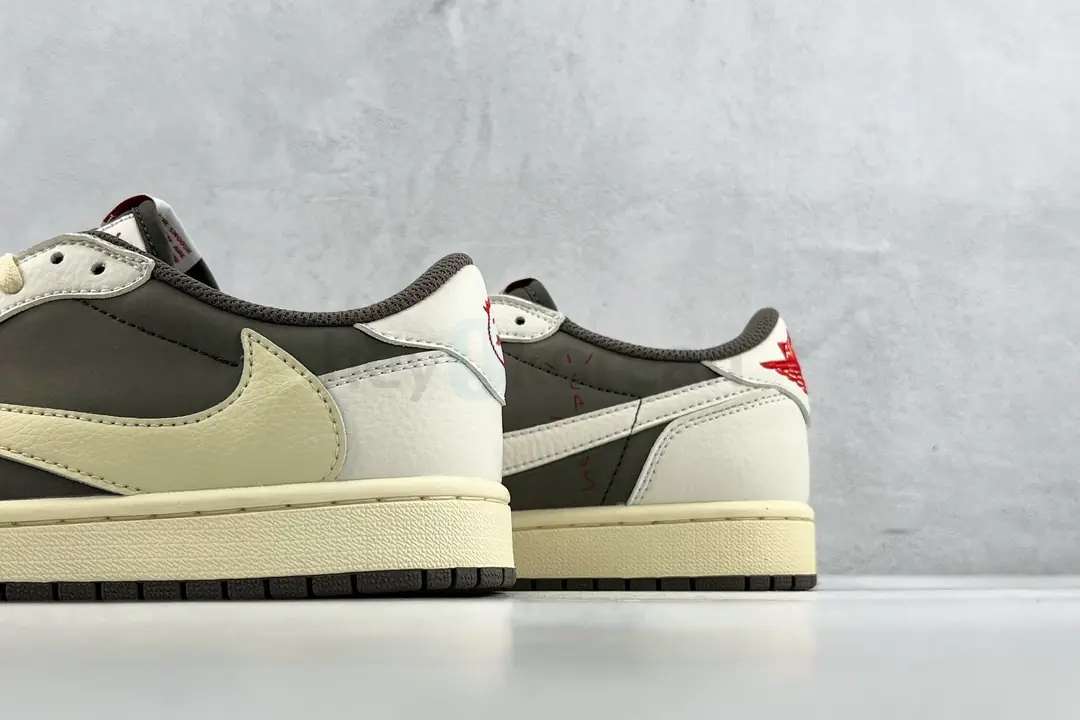 Nike x Travis Scott x Jordan Air Jordan 1 Low OG SP"Sail and Ridgerock