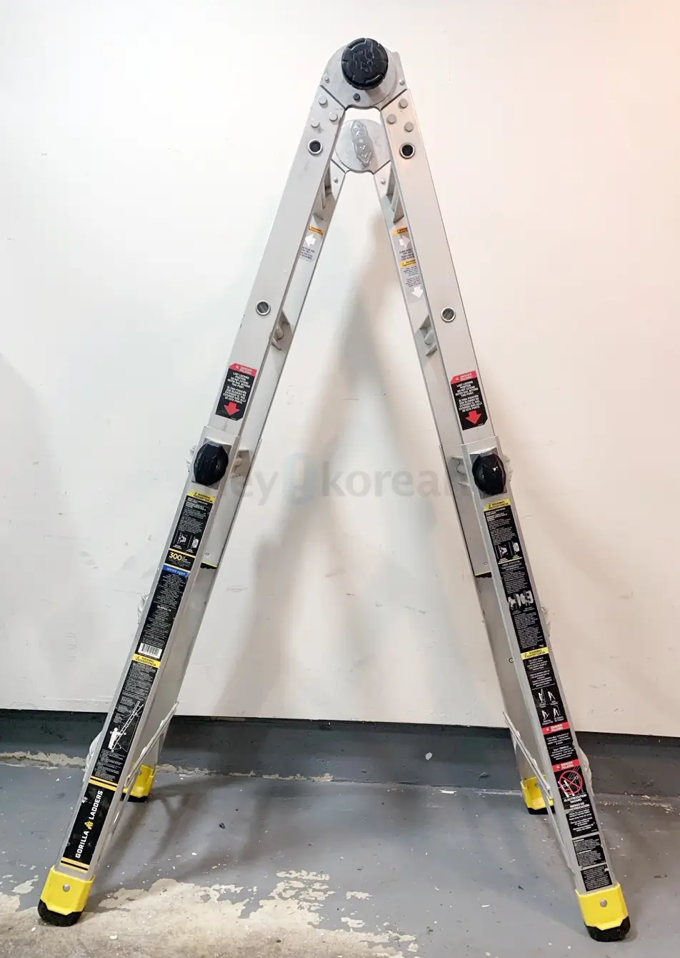 Gorilla GLMPX-14, 14 FT. Reach Muti-Position Ladder, 300 Lbs. Load ...