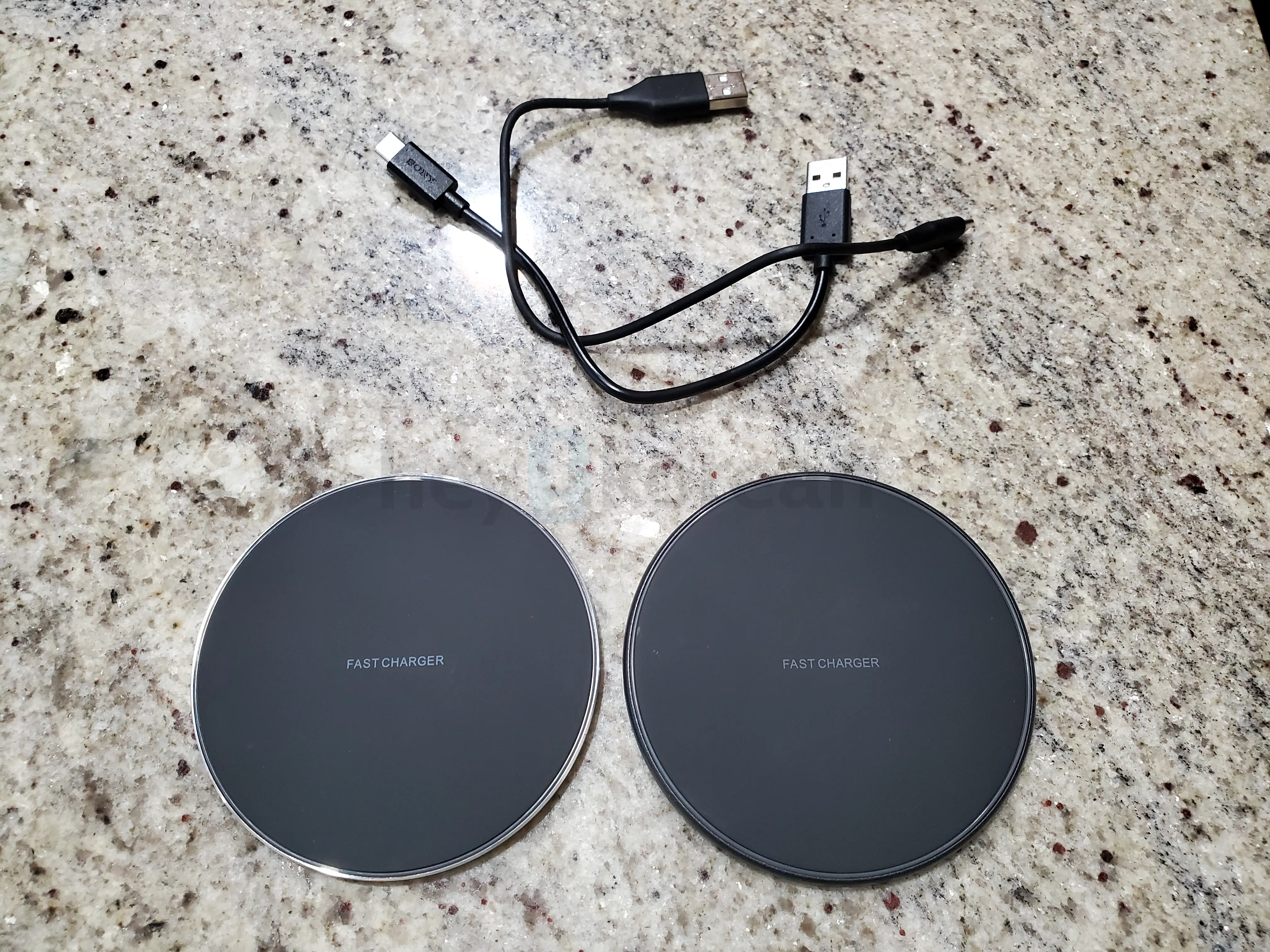 2× Fast Wireless Charger,20W Max Wireless Charging Pad