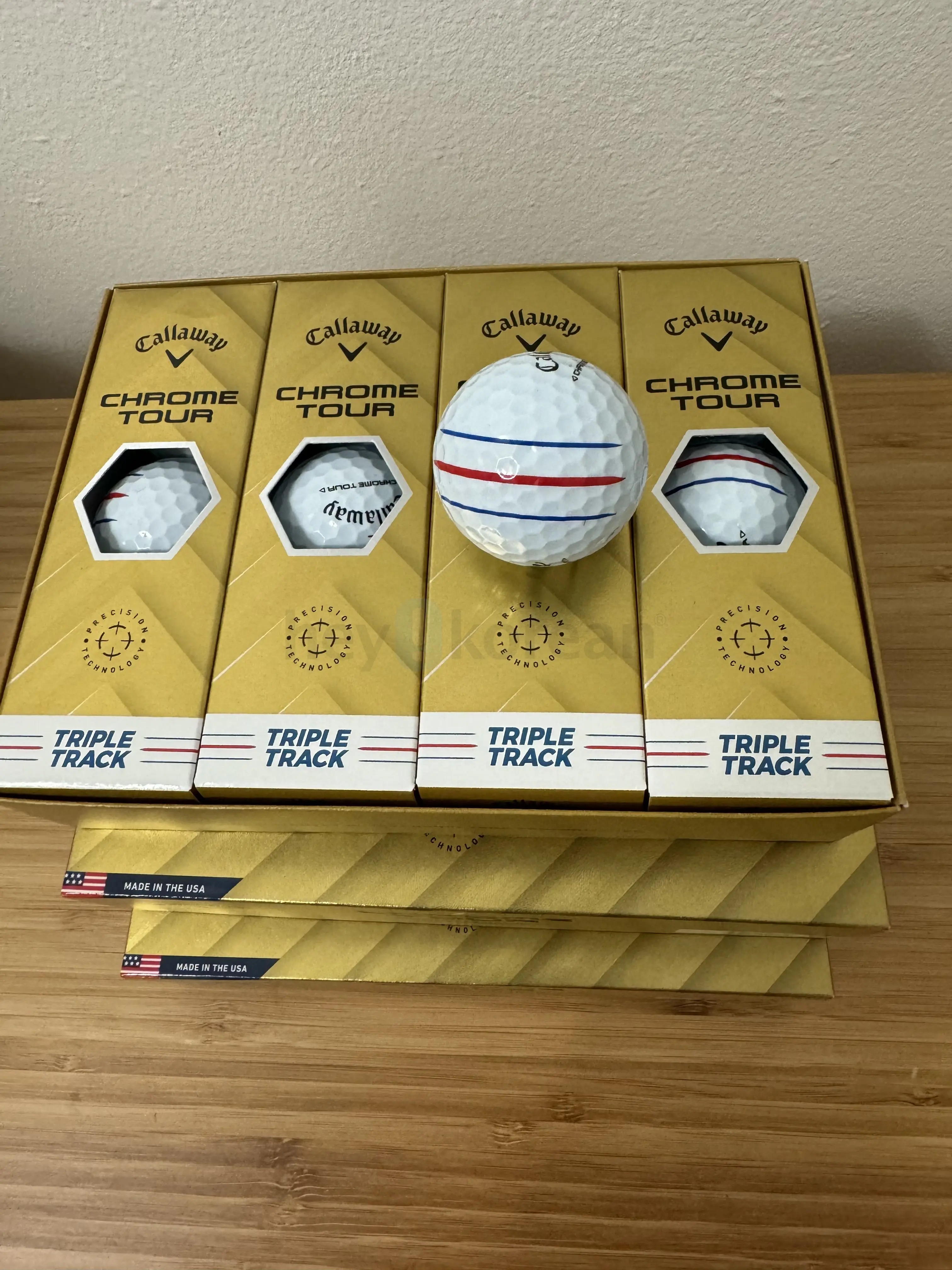 New callaway Chrome tour balls 3dz