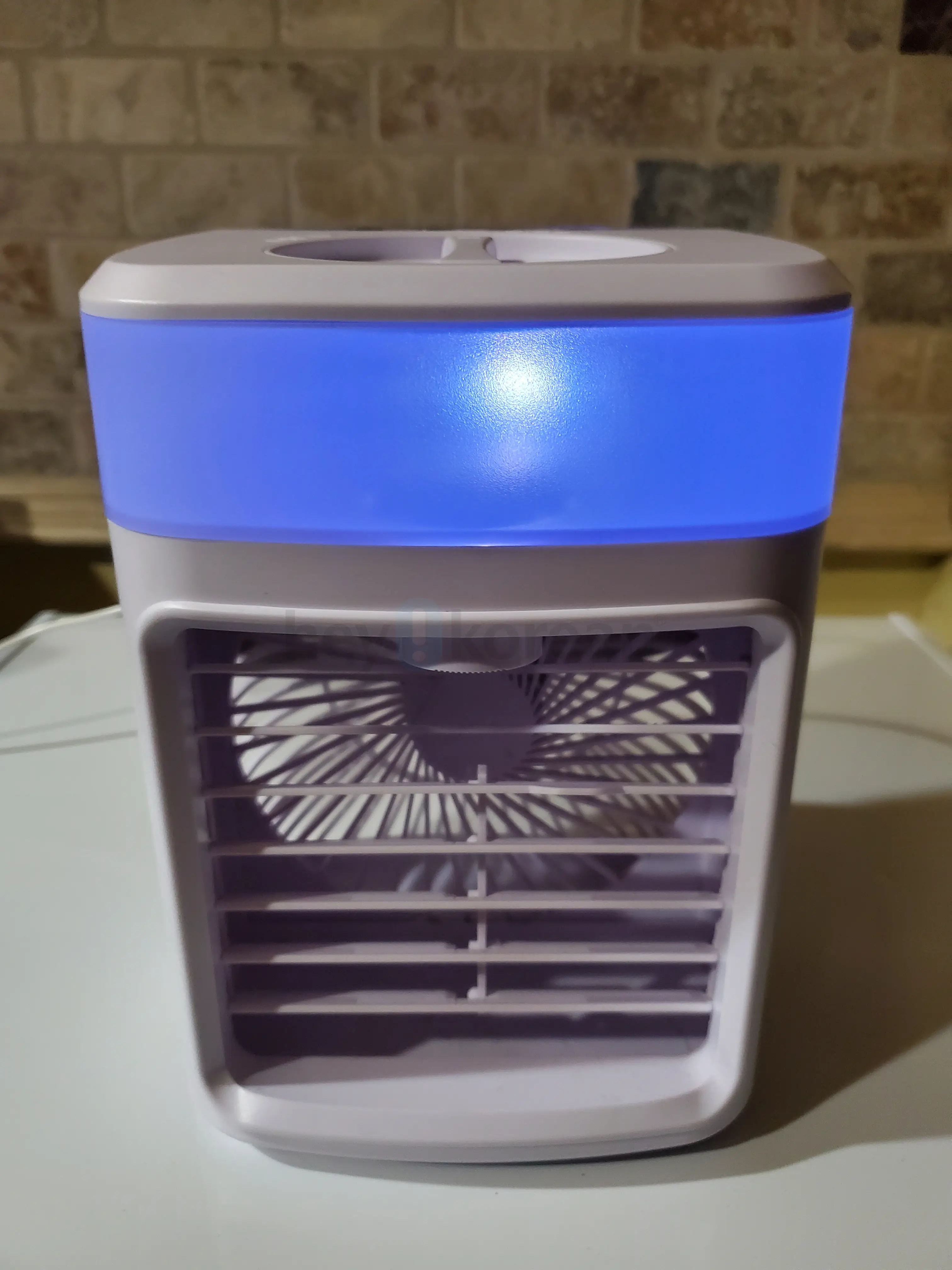 Rechargeable Battery Operated Fan with Water Tank, Cooling USB Desk Fan ...