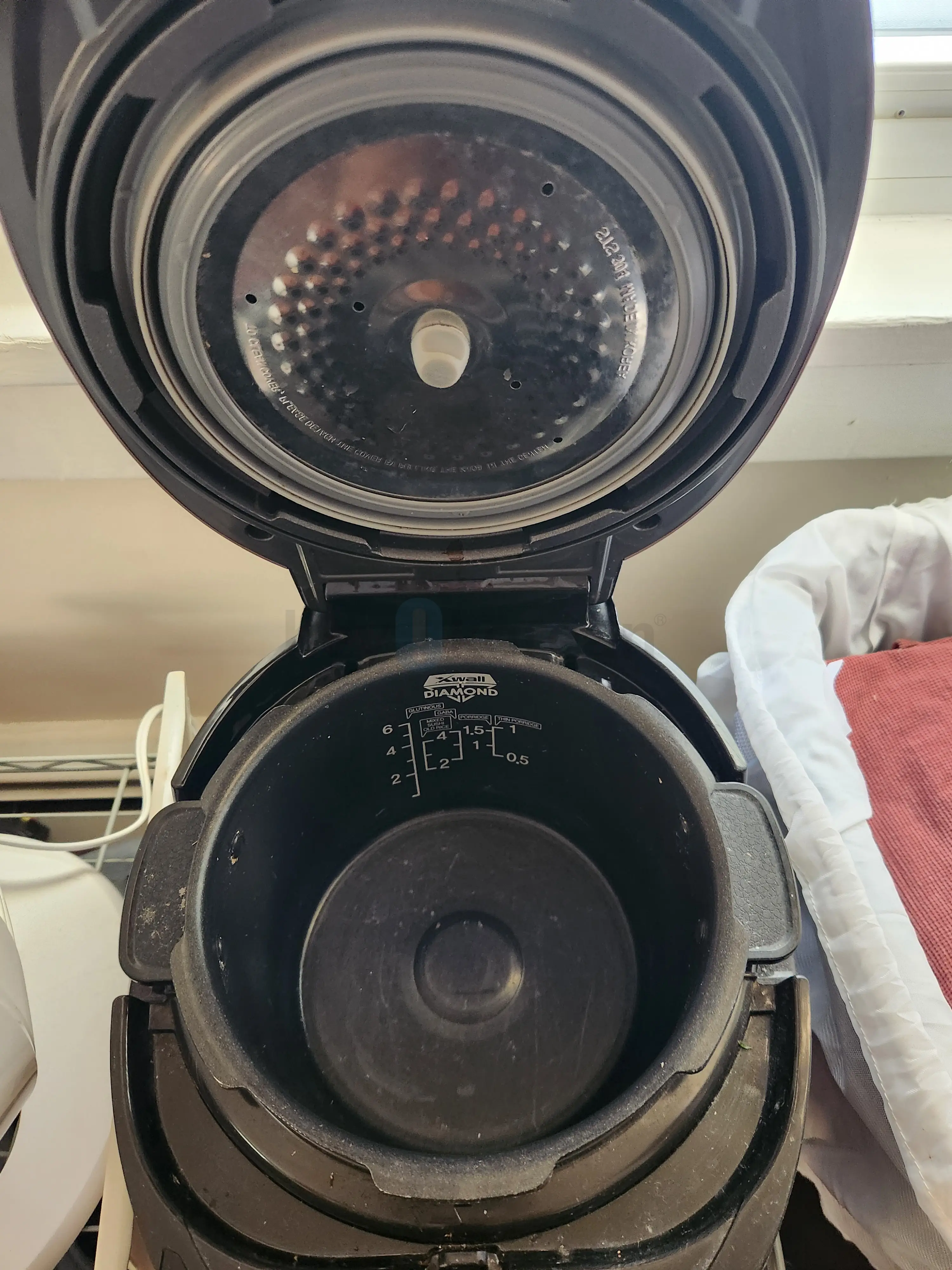 무빙세일 ps4+ 타이틀 (완료) / lg32inch 모니터(완료) / 전기밥솥 (완료)