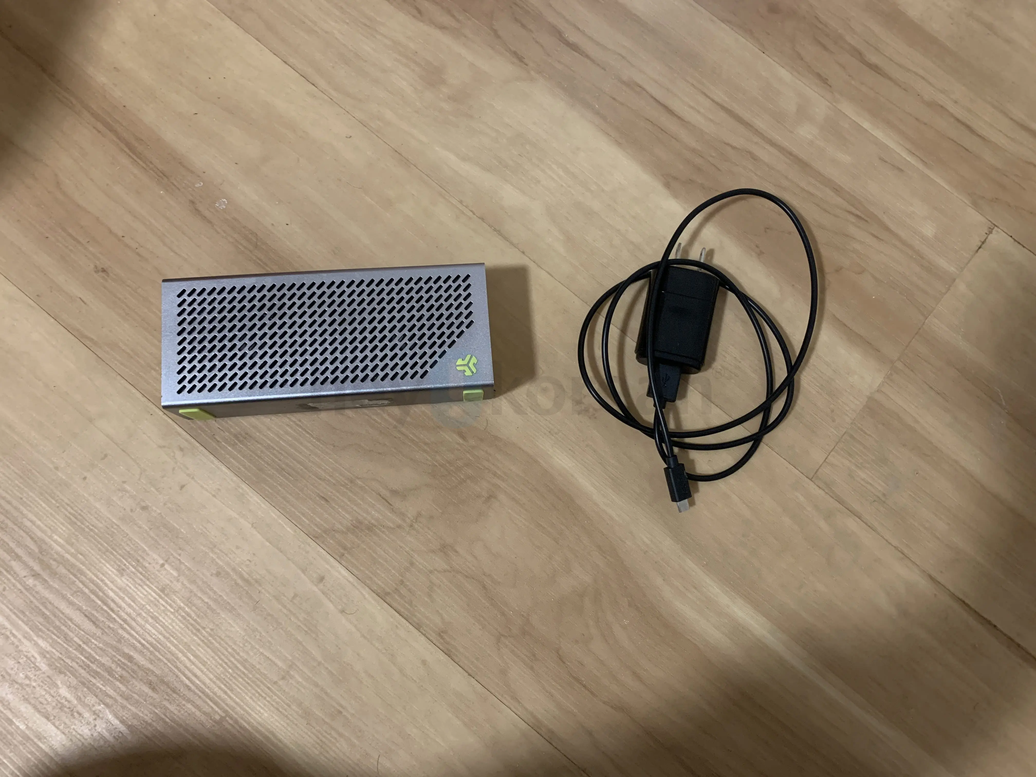 jlab bluetooth speaker bt1130