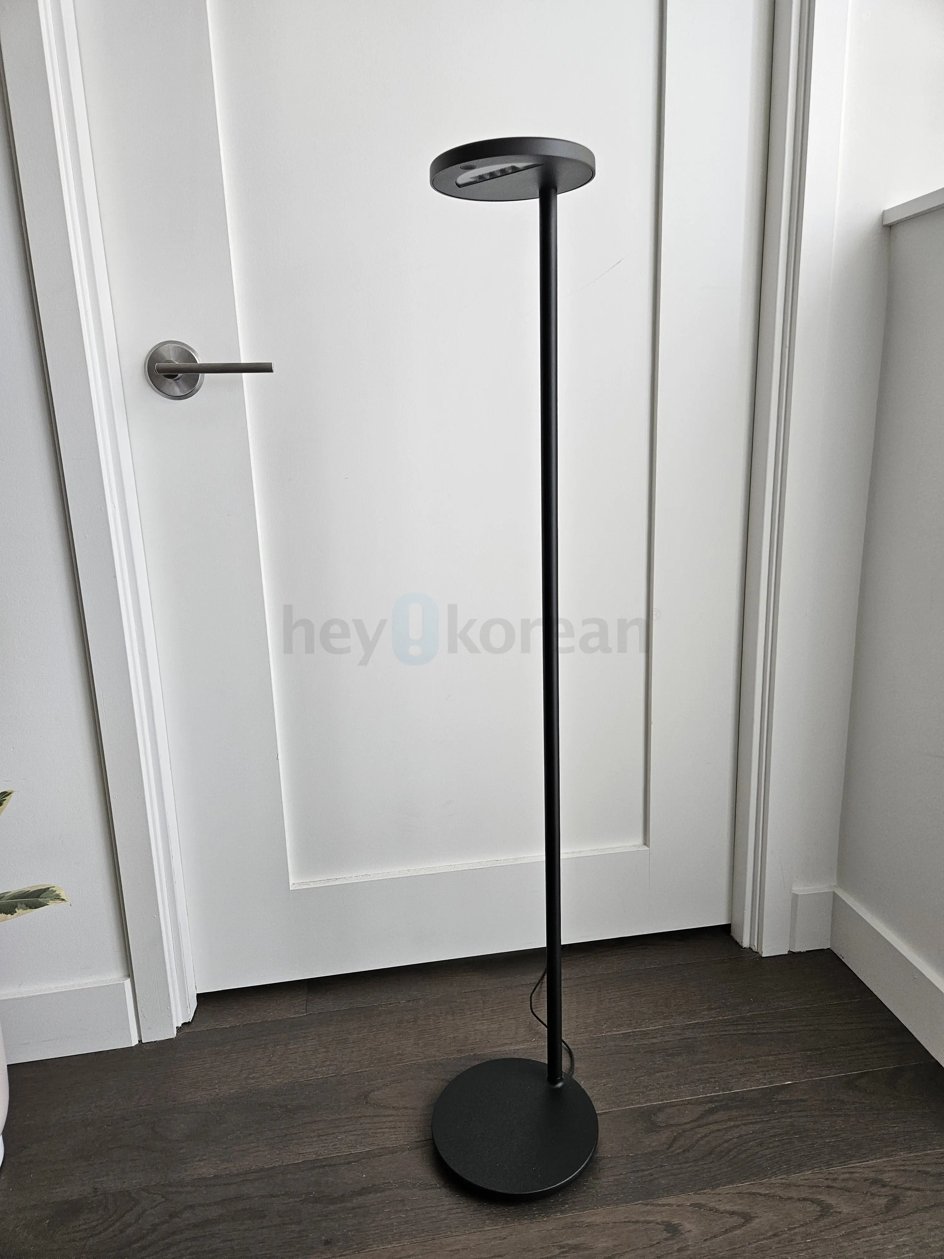 Flos Oblique Floor Lamp (30% off retail)