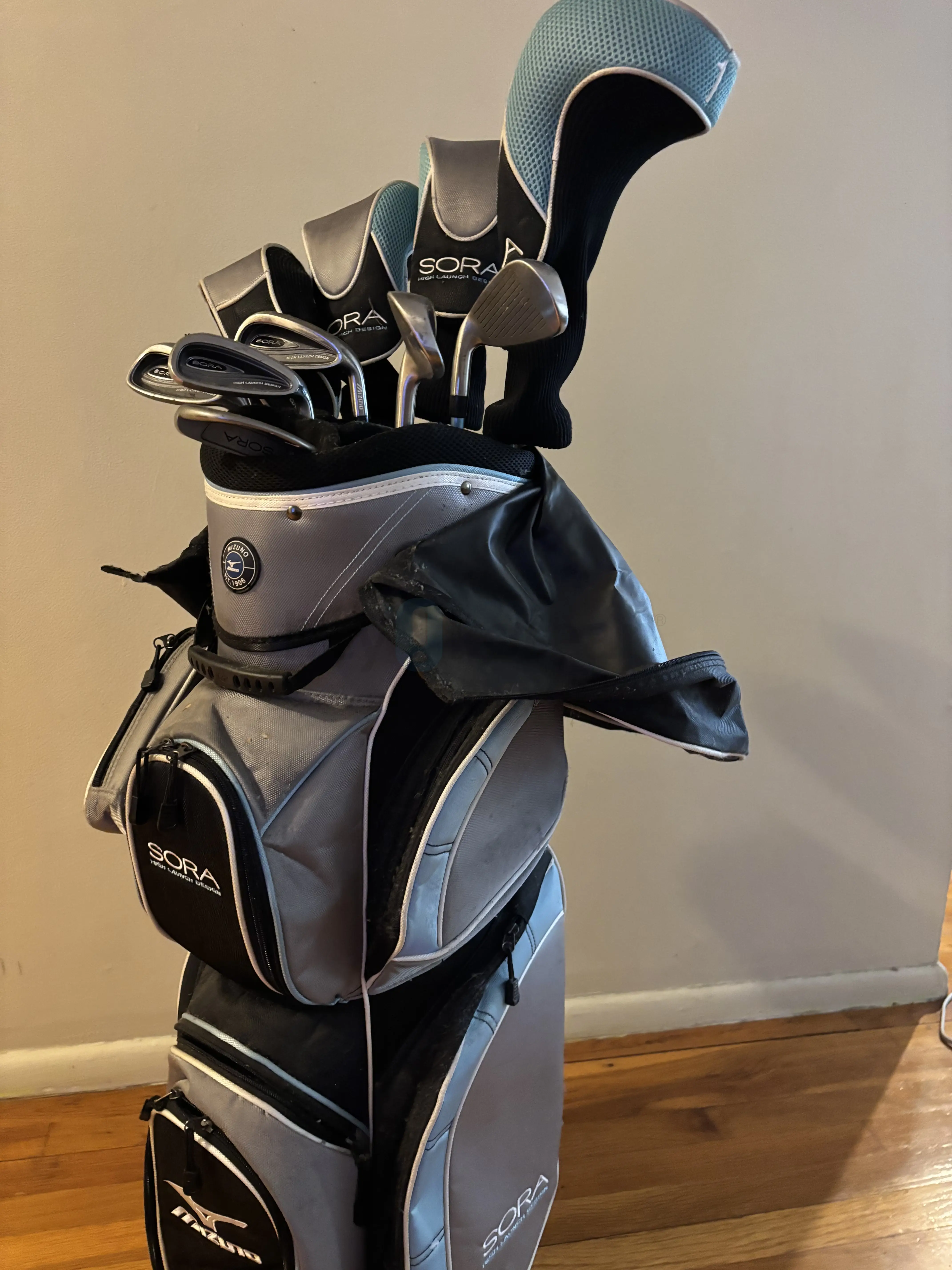 Mizuno SORA Golf Set