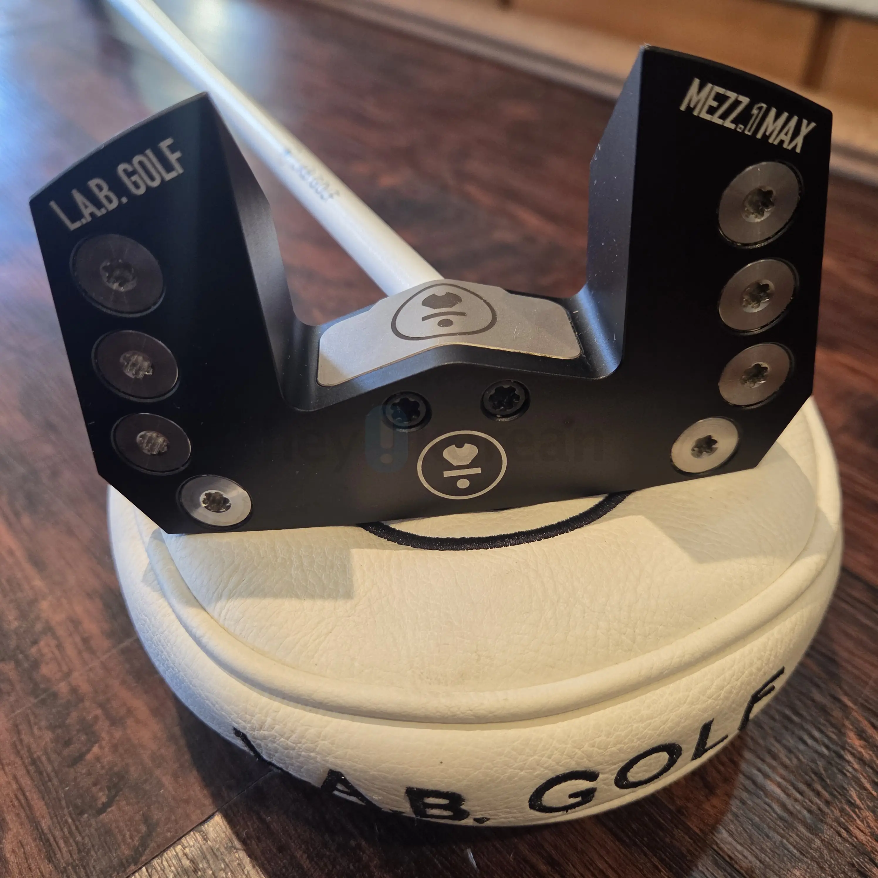 Lab golf mezz 1 max putter 35 with Accra white shaft