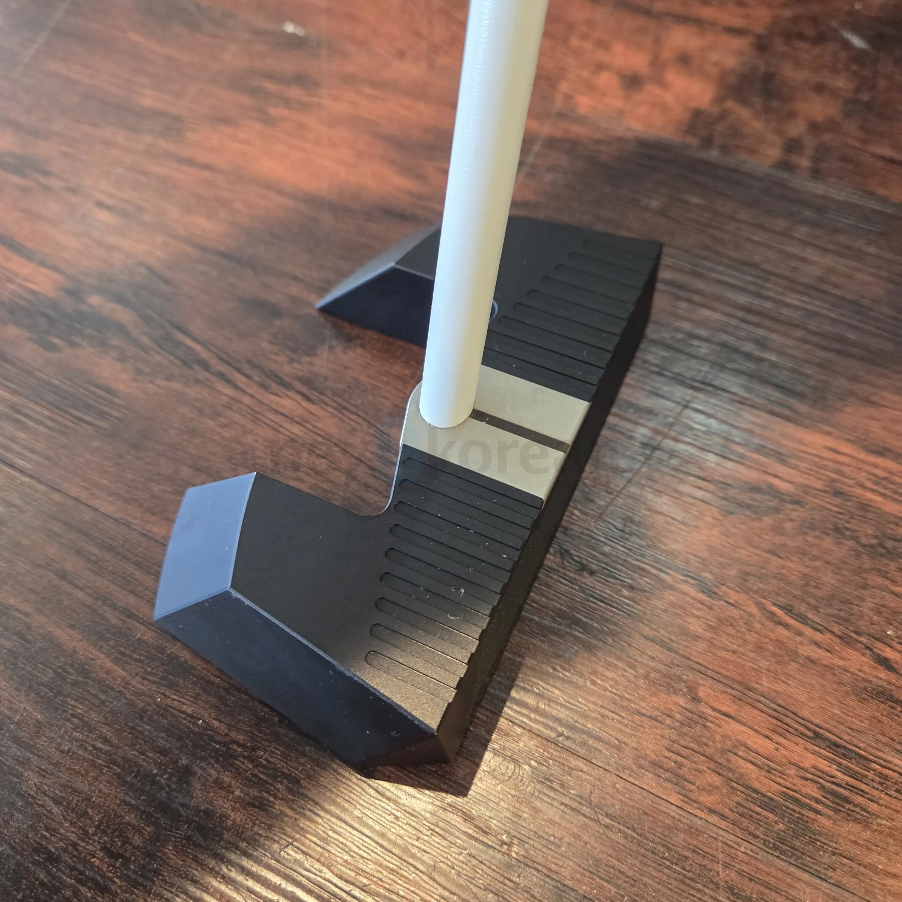 Lab golf mezz 1 max putter 35 with Accra white shaft