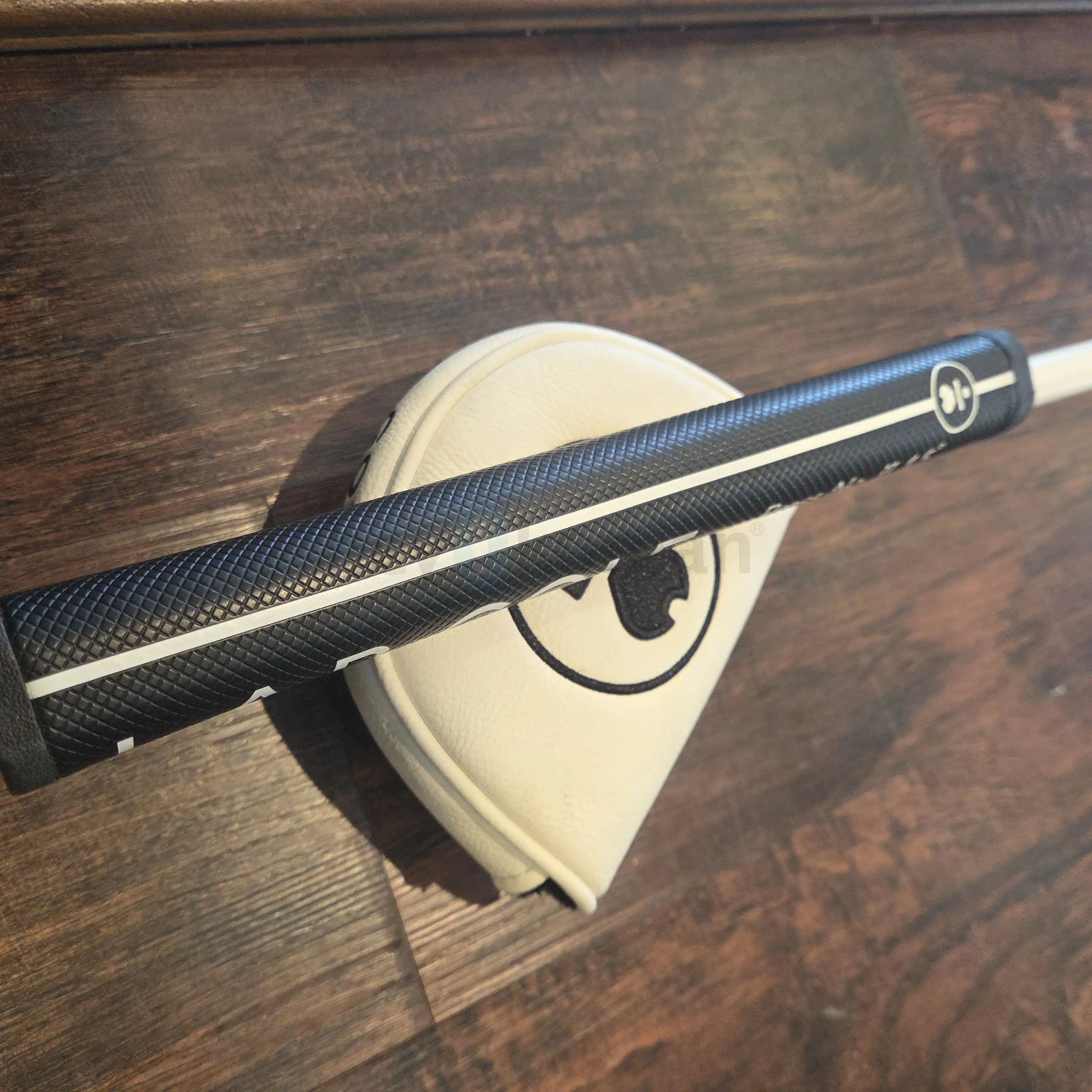 Lab golf mezz 1 max putter 35 with Accra white shaft