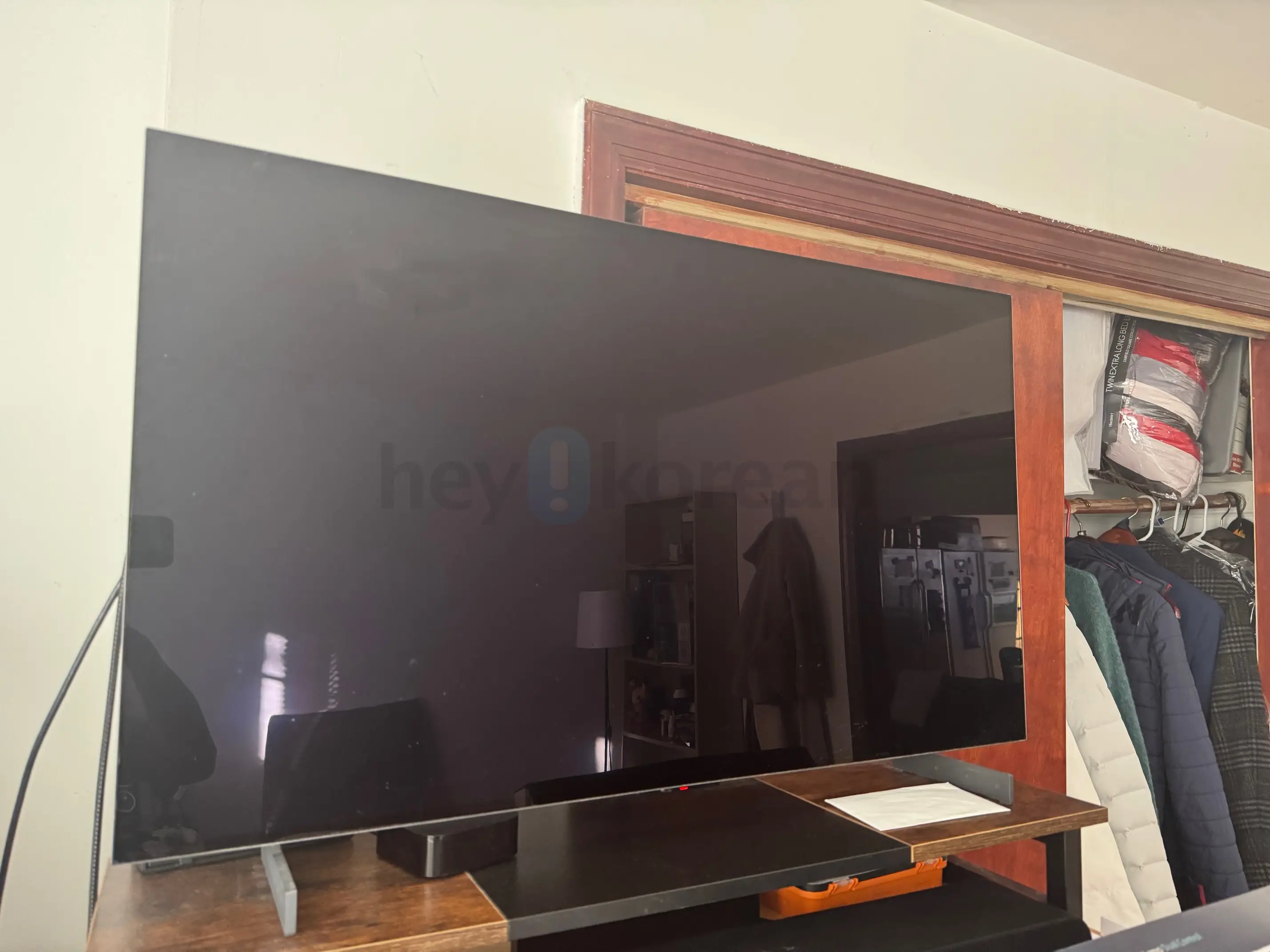 LG 42inch OLED C2 120Hz TV
