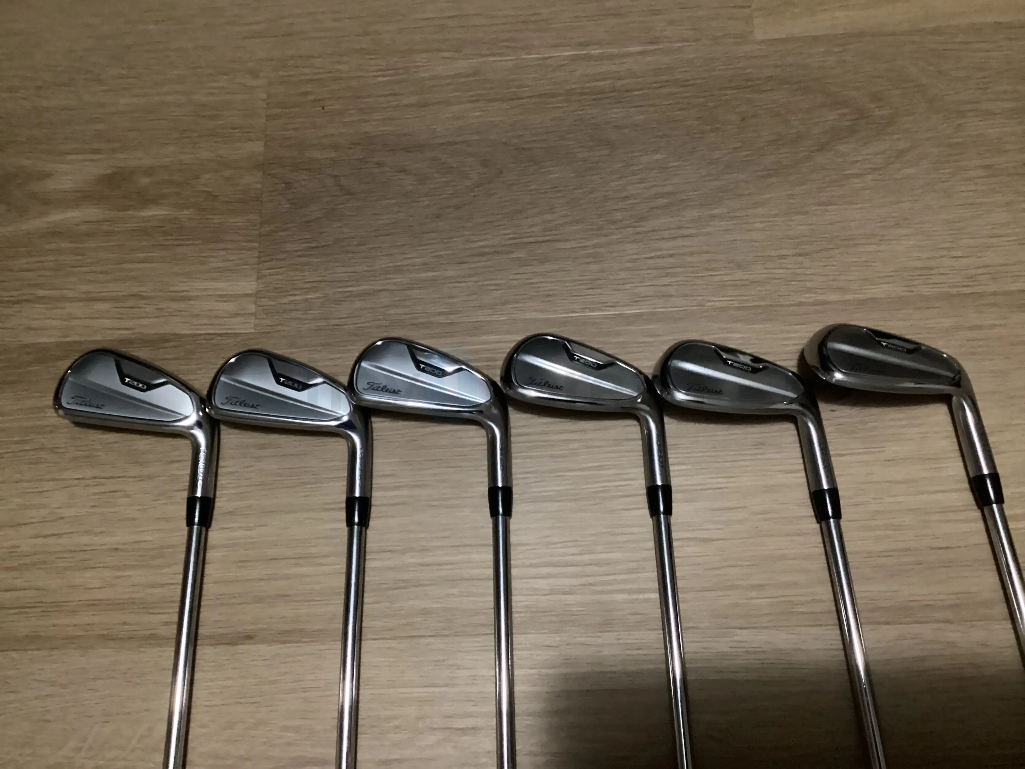 **네고없음LIKE NEW**TITLEIST 골프 2021 T200 IRON SET 5-P