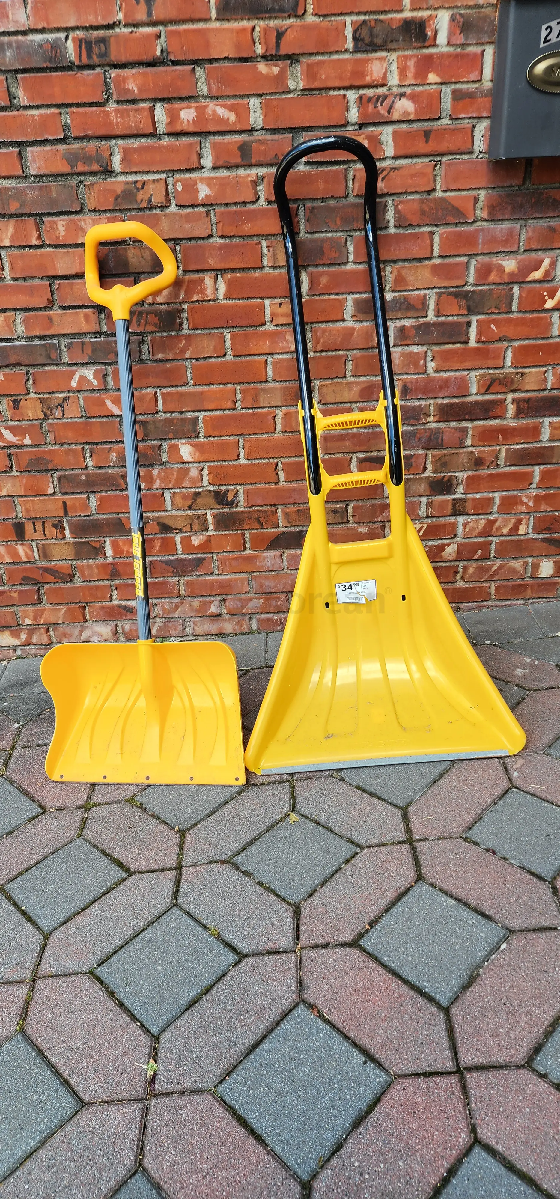 Show shovel(눈 치우는 삽 2개)