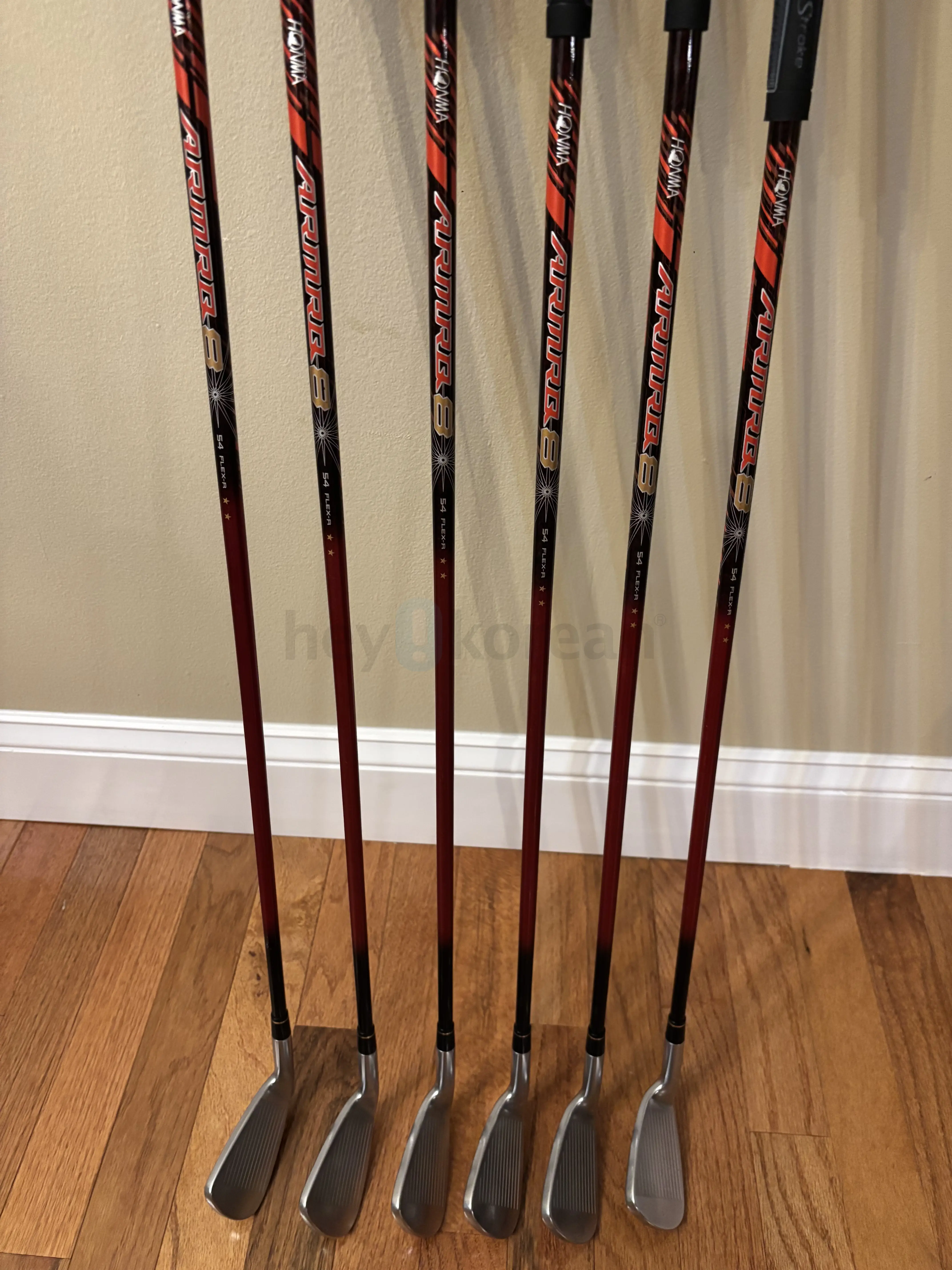 Honma 2 star Iron sets : tw717P