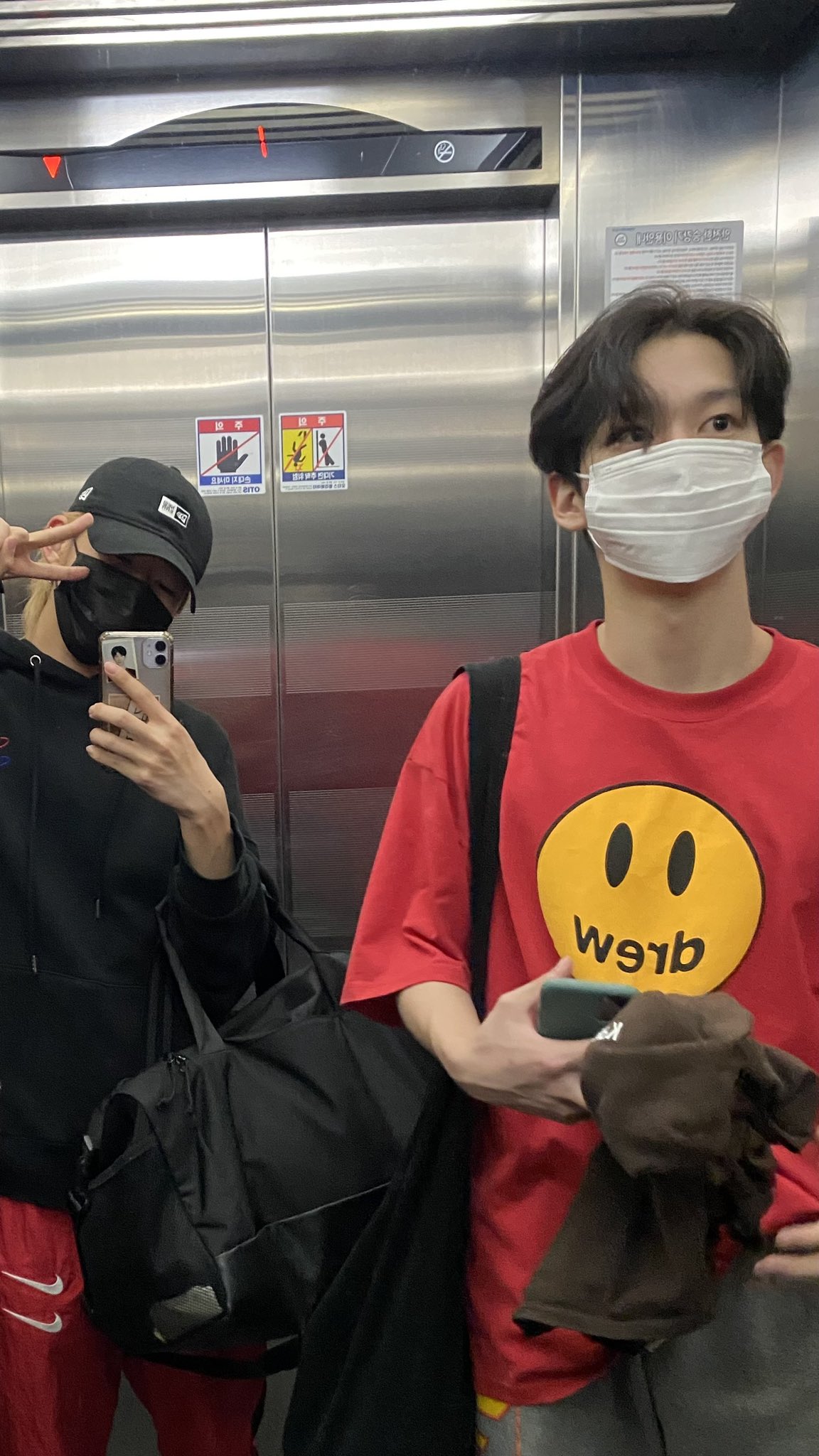 LA 출신 Steve Lim 임도현을 알고 계신 분 있으신가요Kpop 아이돌 그룹 유나이트로 데뷔했습니ㄴ다많은 관심